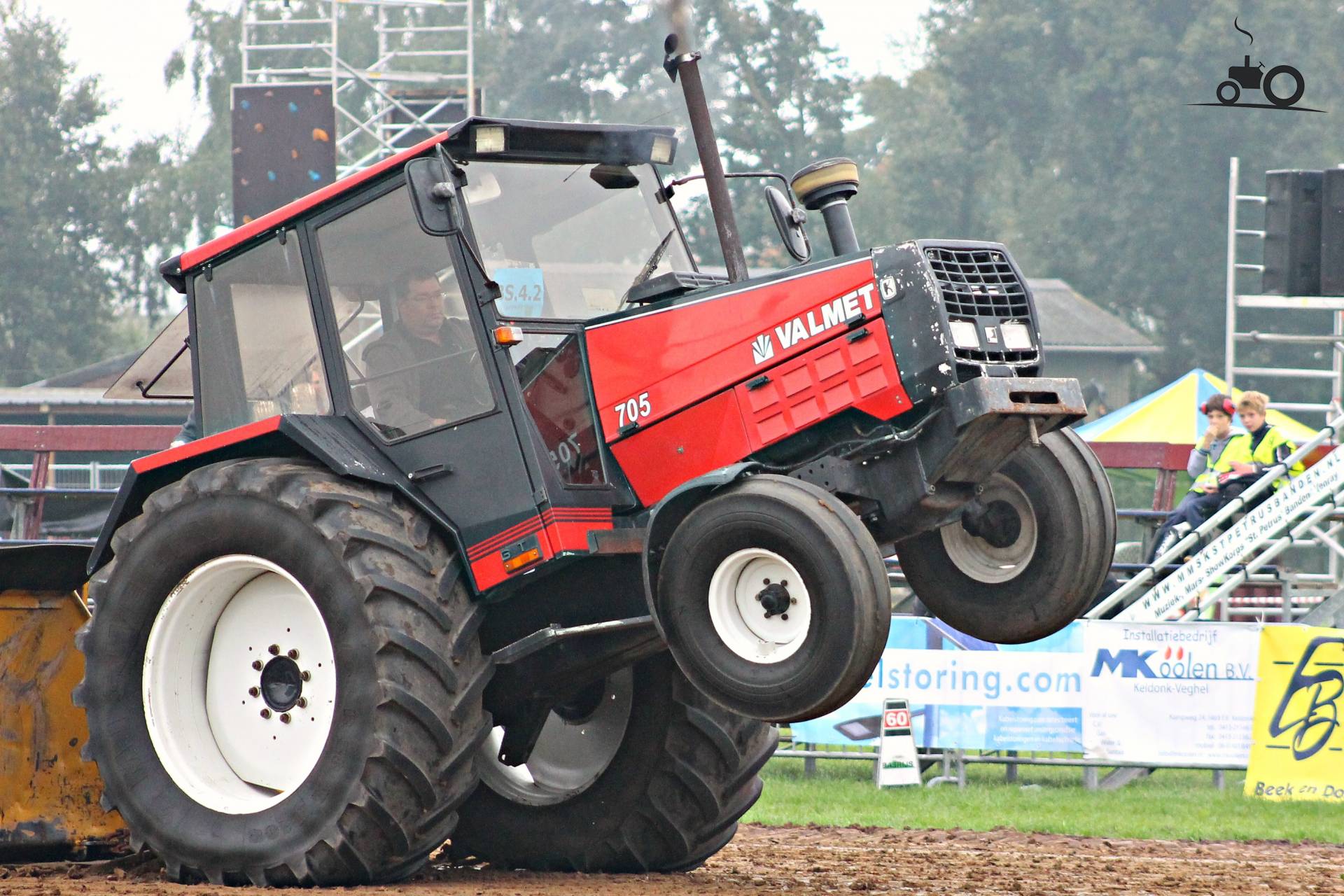 Foto Valmet 705 #798277