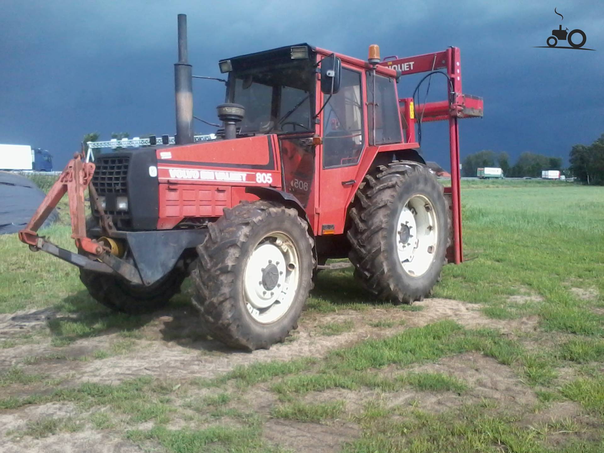 Foto Valmet 805 #908646