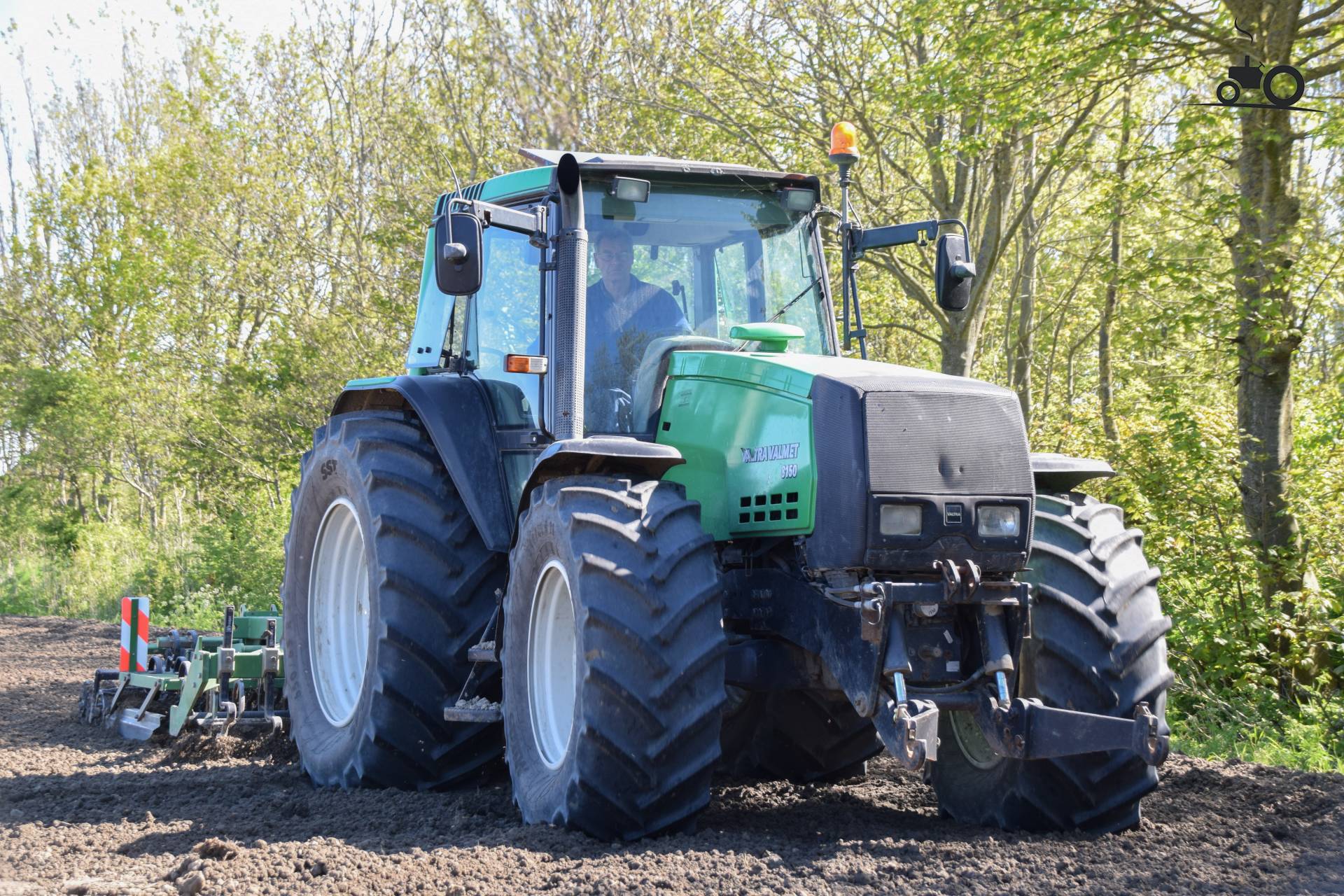 Foto Valtra Valmet 8150 #1537183