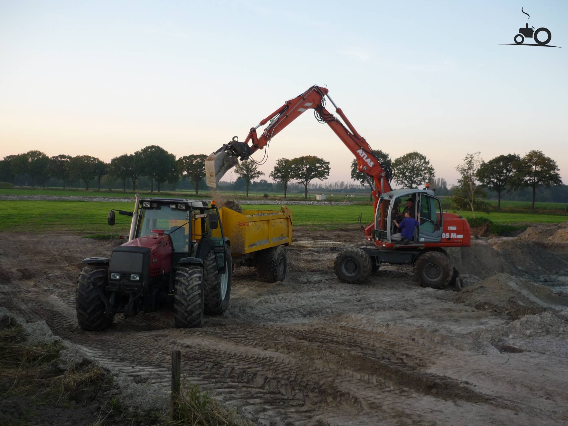 Foto Valtra Valmet 8750 #490800