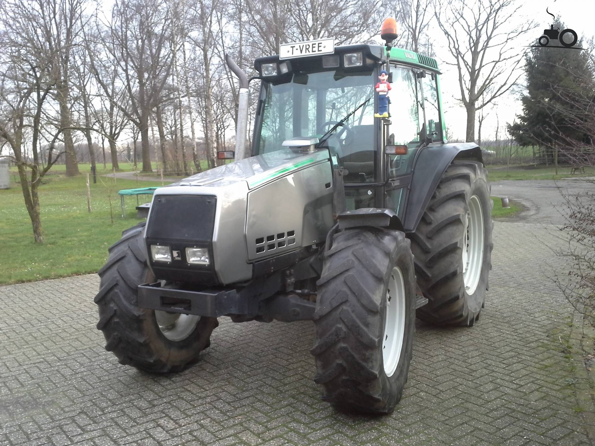 Valtra Valmet 6400 - United Kingdom - Tractor picture #950391