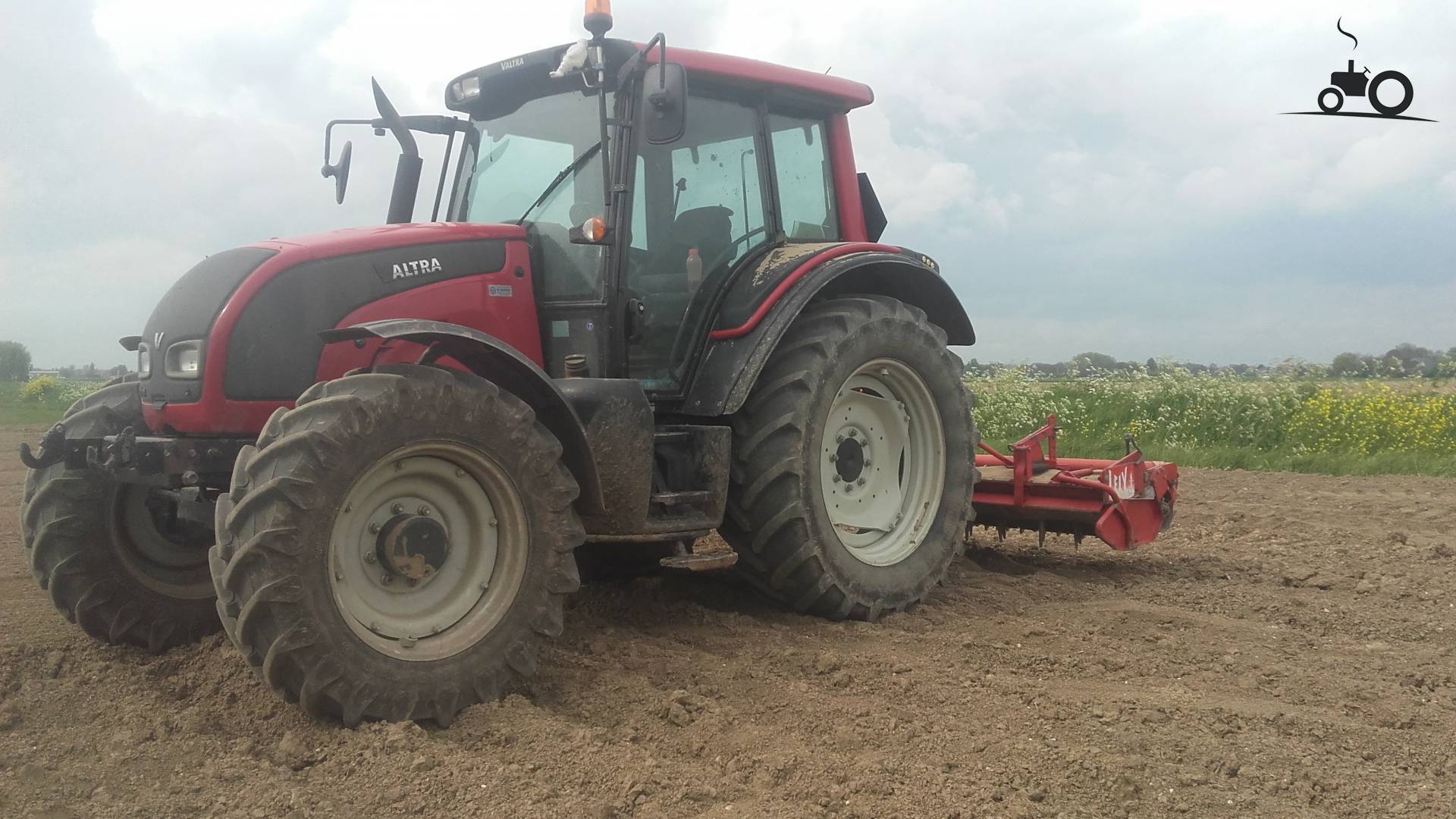 Foto Valtra N-Serie #1162742