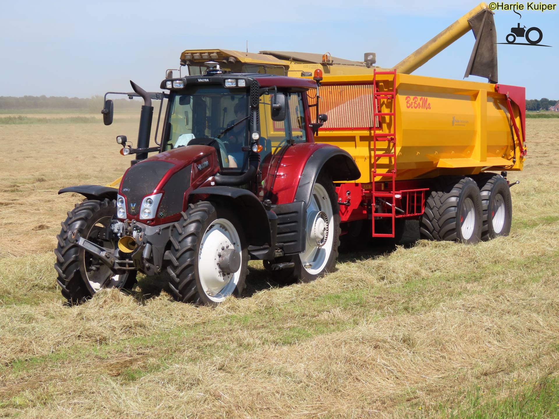 Foto Valtra N-Serie #1366889