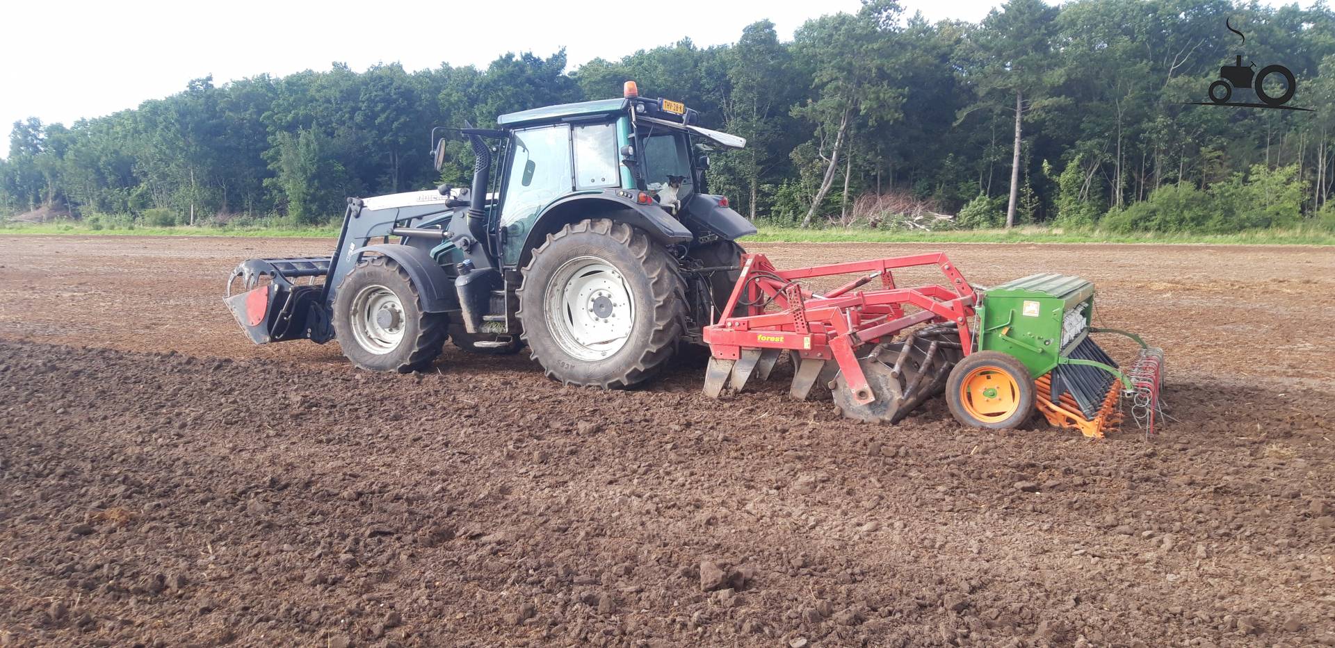 Foto Valtra N143 #1484310