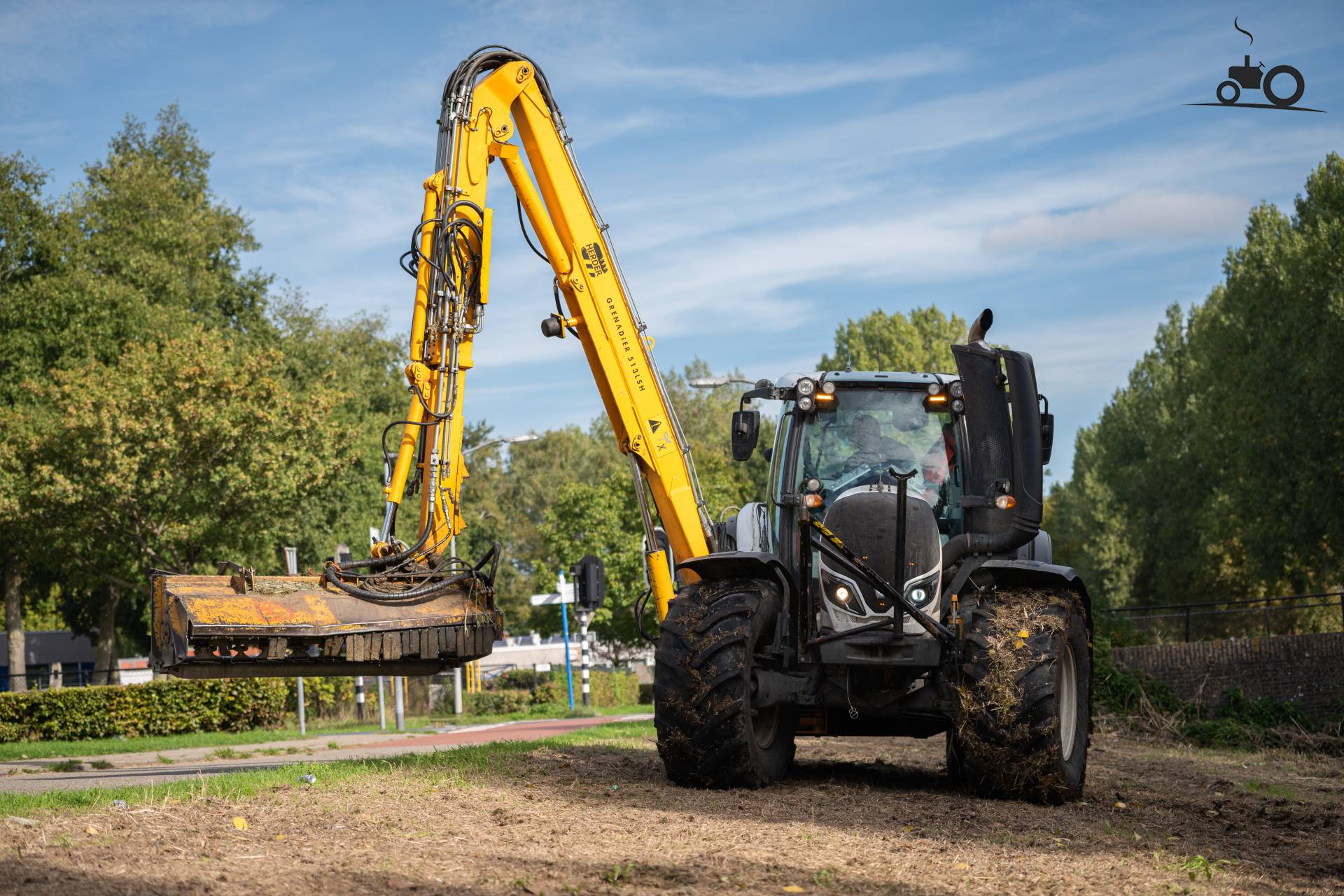 Foto Valtra T214 #1493138