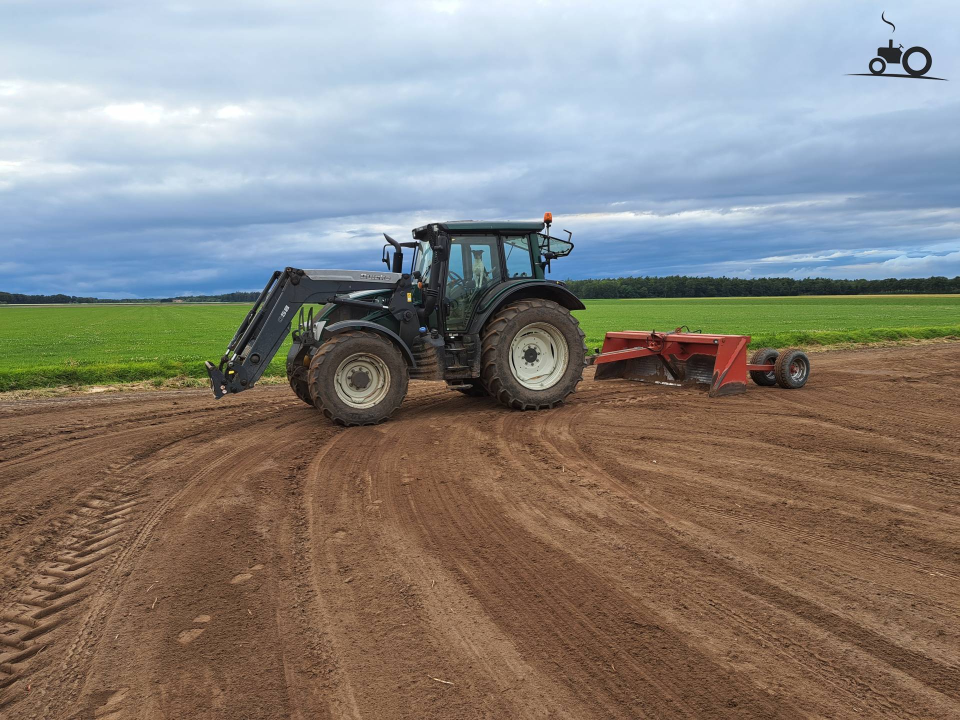 Foto Valtra N143 #1528559