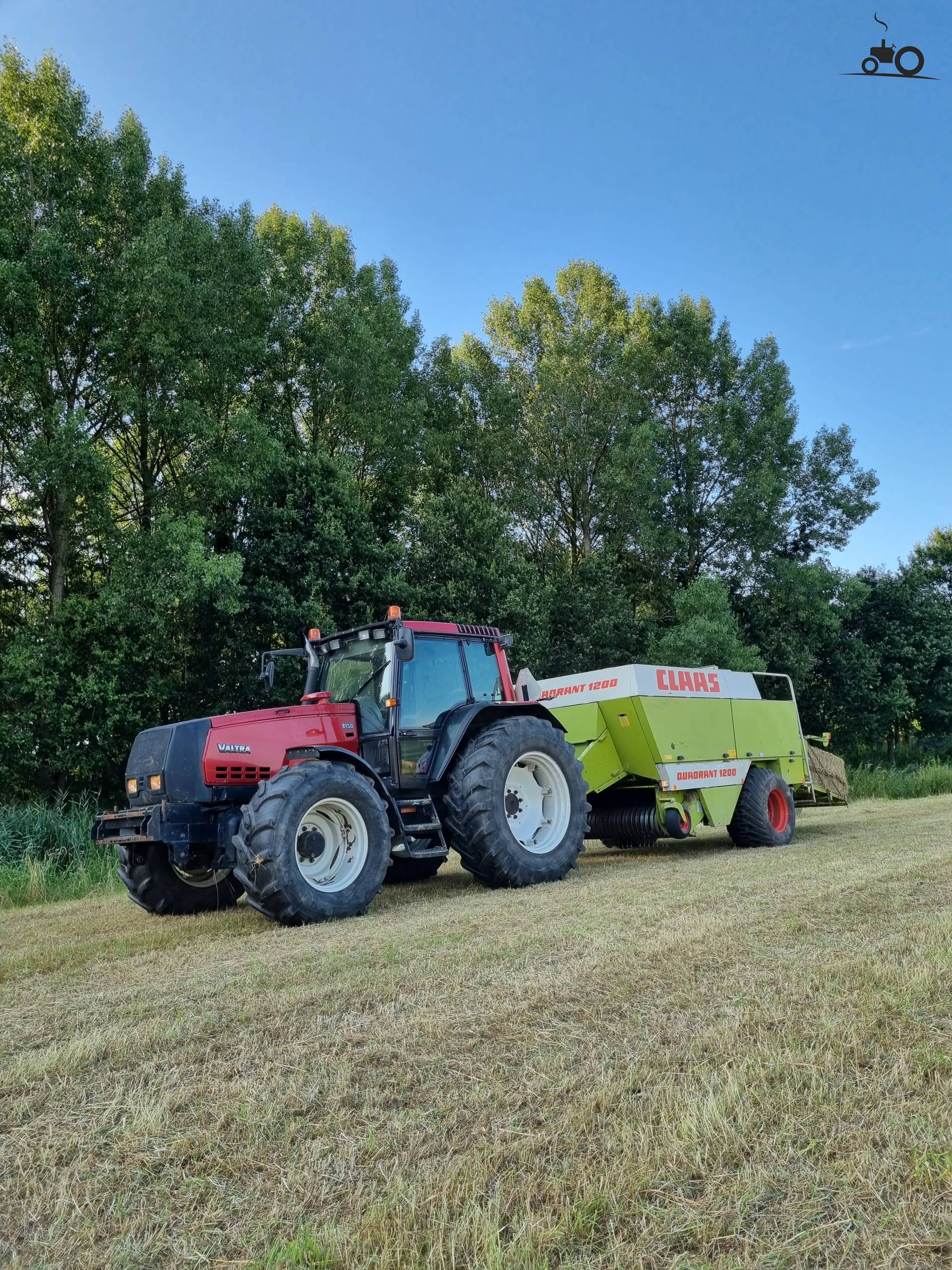 Foto Valtra 8150 #1579960