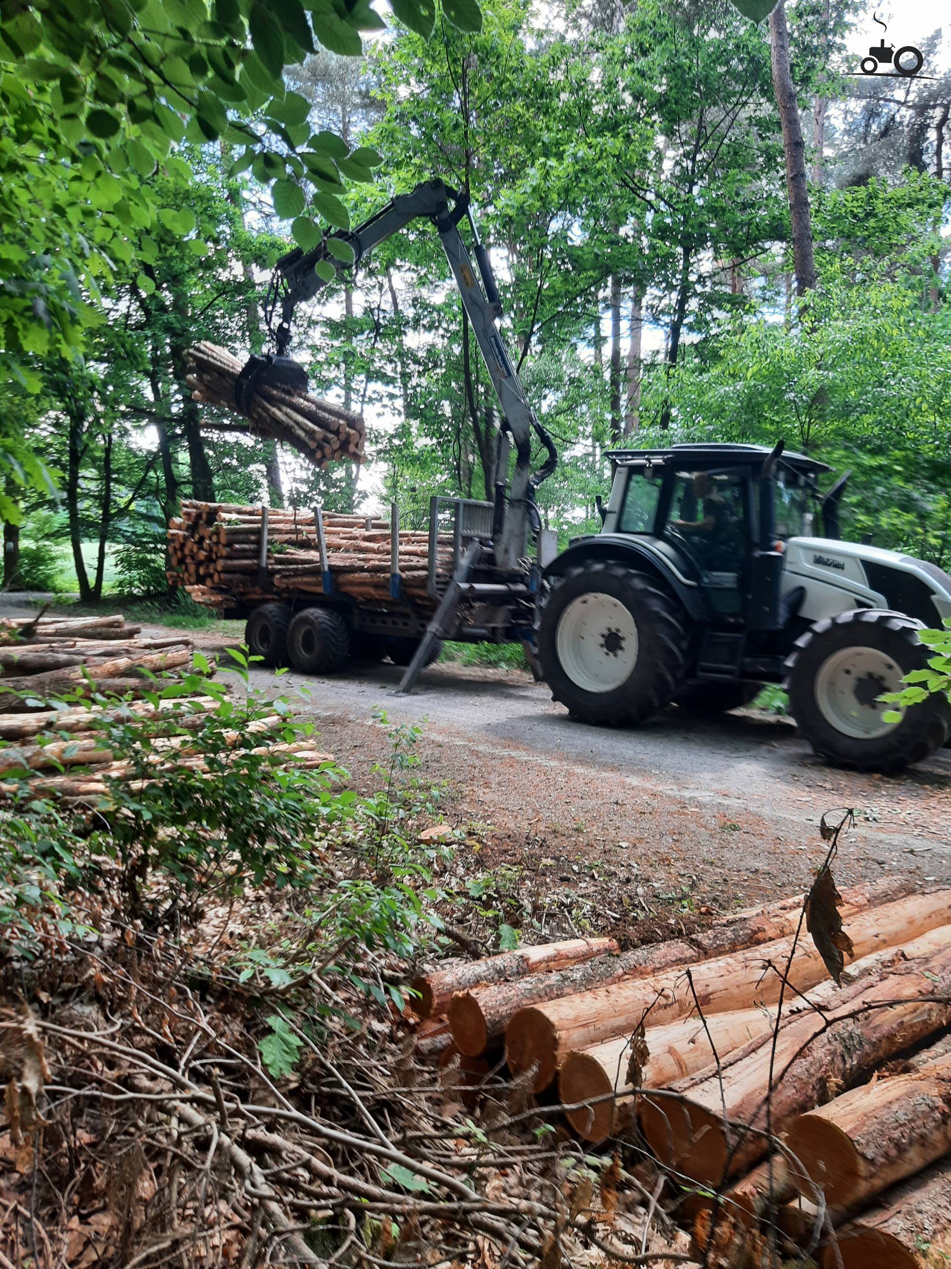 Foto Valtra N143 #1620344