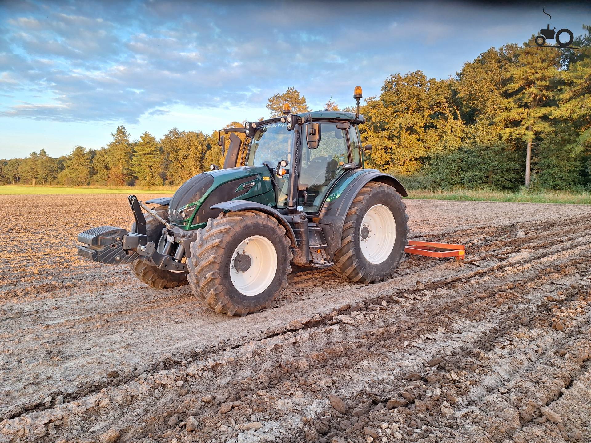 Foto Valtra N174 #1637217