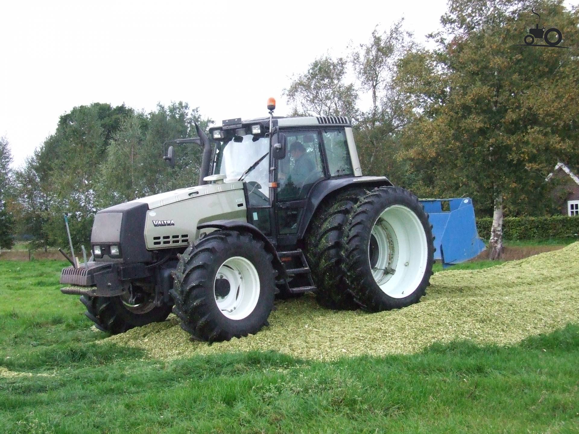 Foto Valtra 8150 #279867