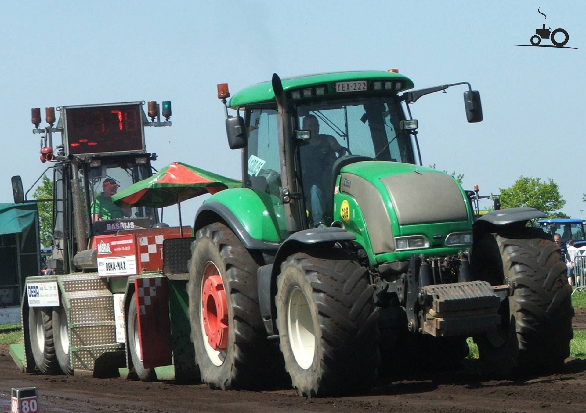 Valtra S260