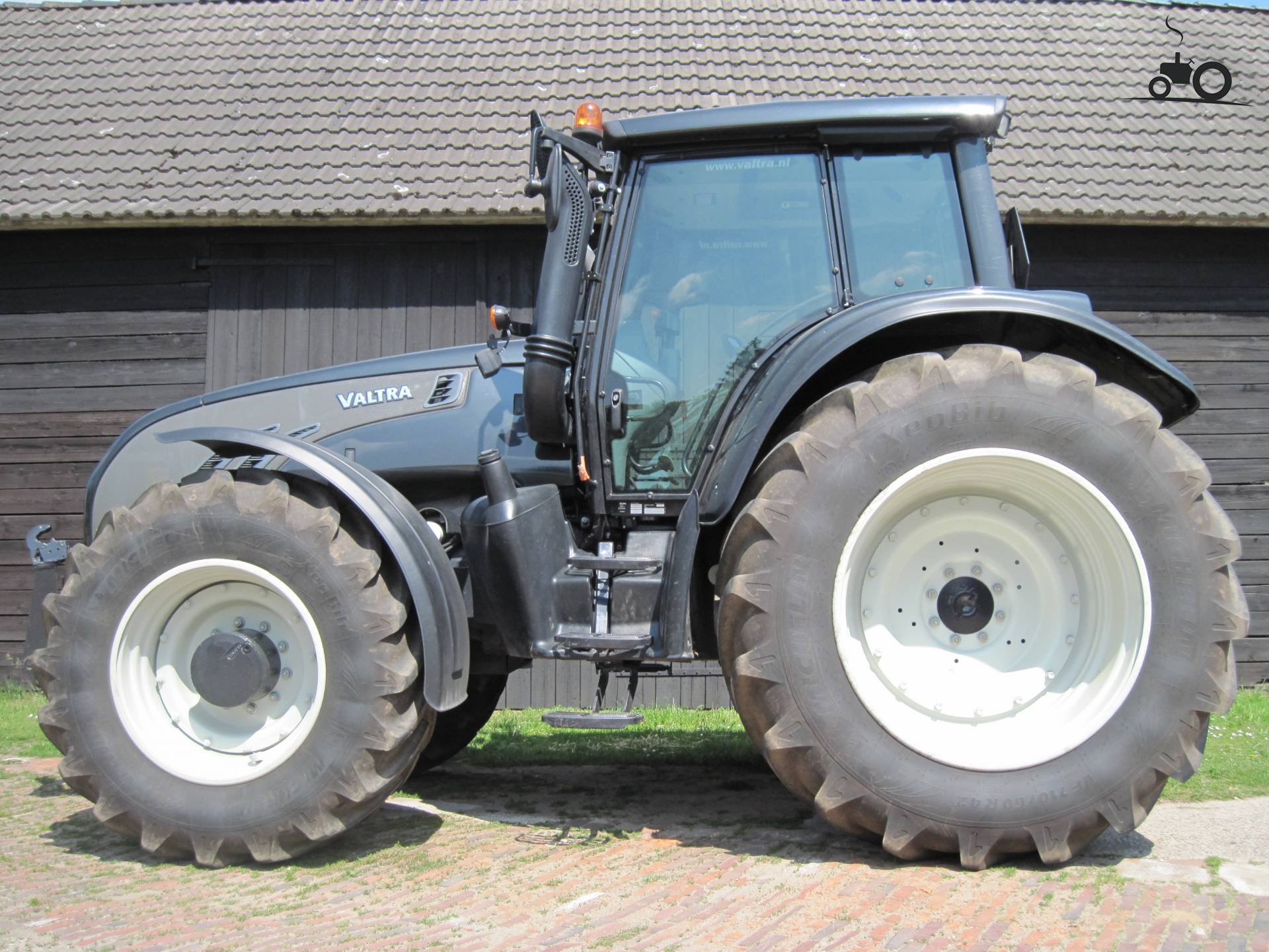 Foto Valtra T162 Versu #359840