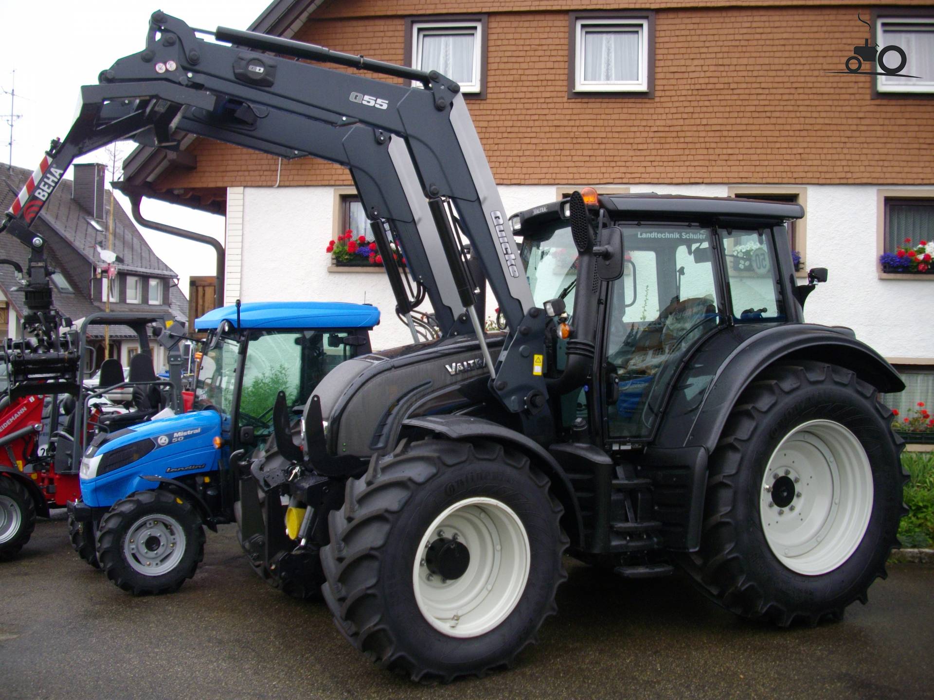 Valtra N122