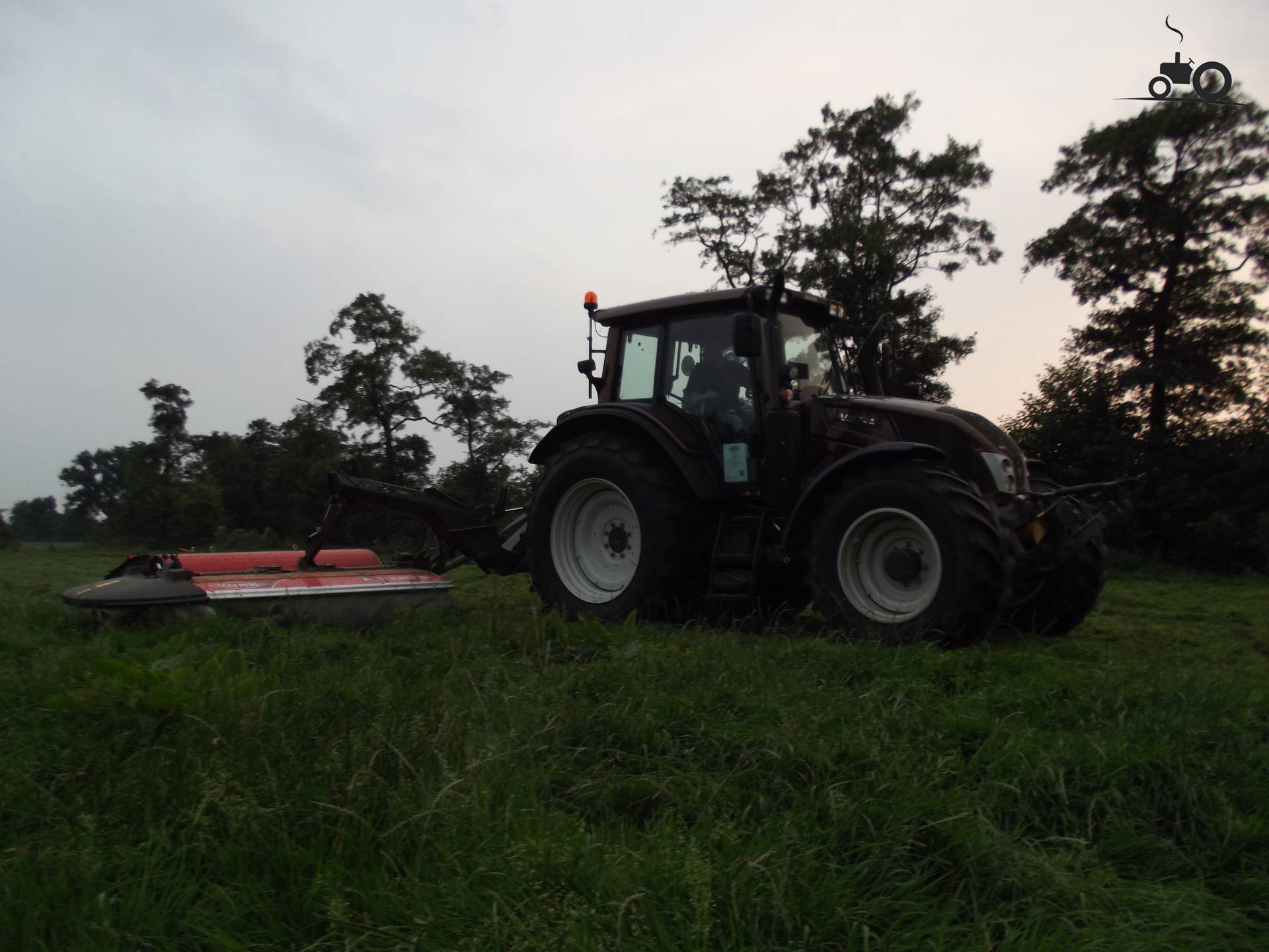 Foto Valtra N123 #788484