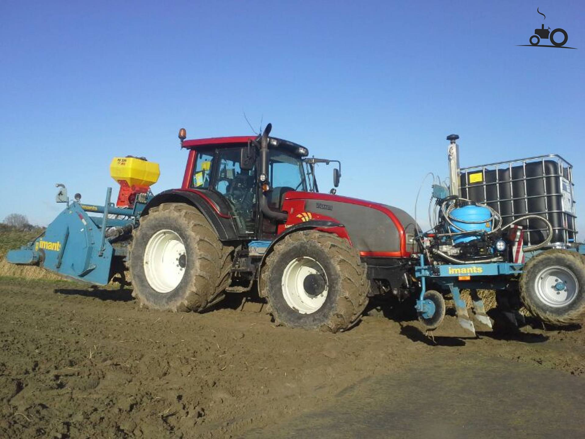 Foto Valtra T191 van Loonbedrijf Thijssen