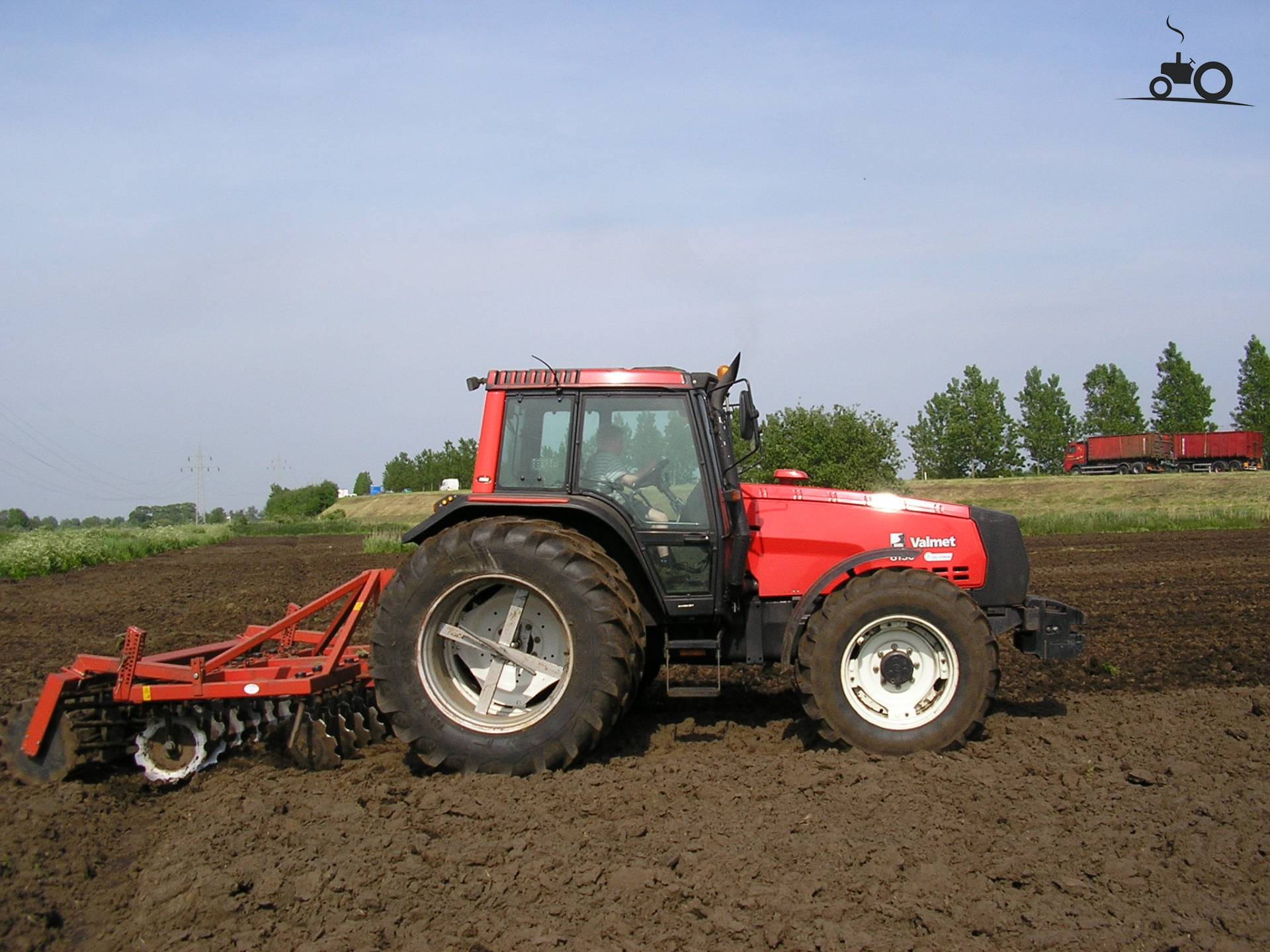 Foto Valtra 8150 #8132