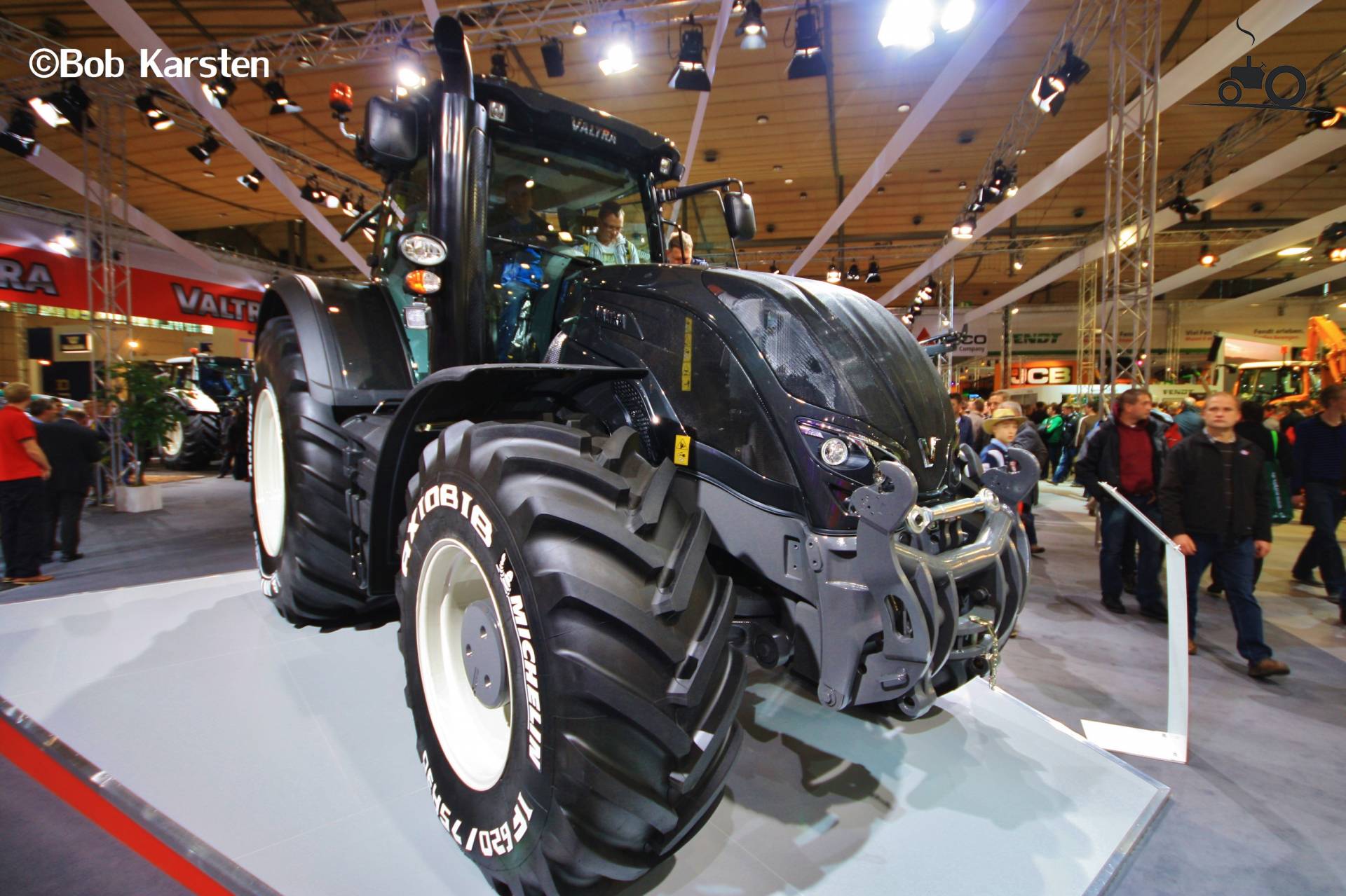 Foto Valtra S374 #818121