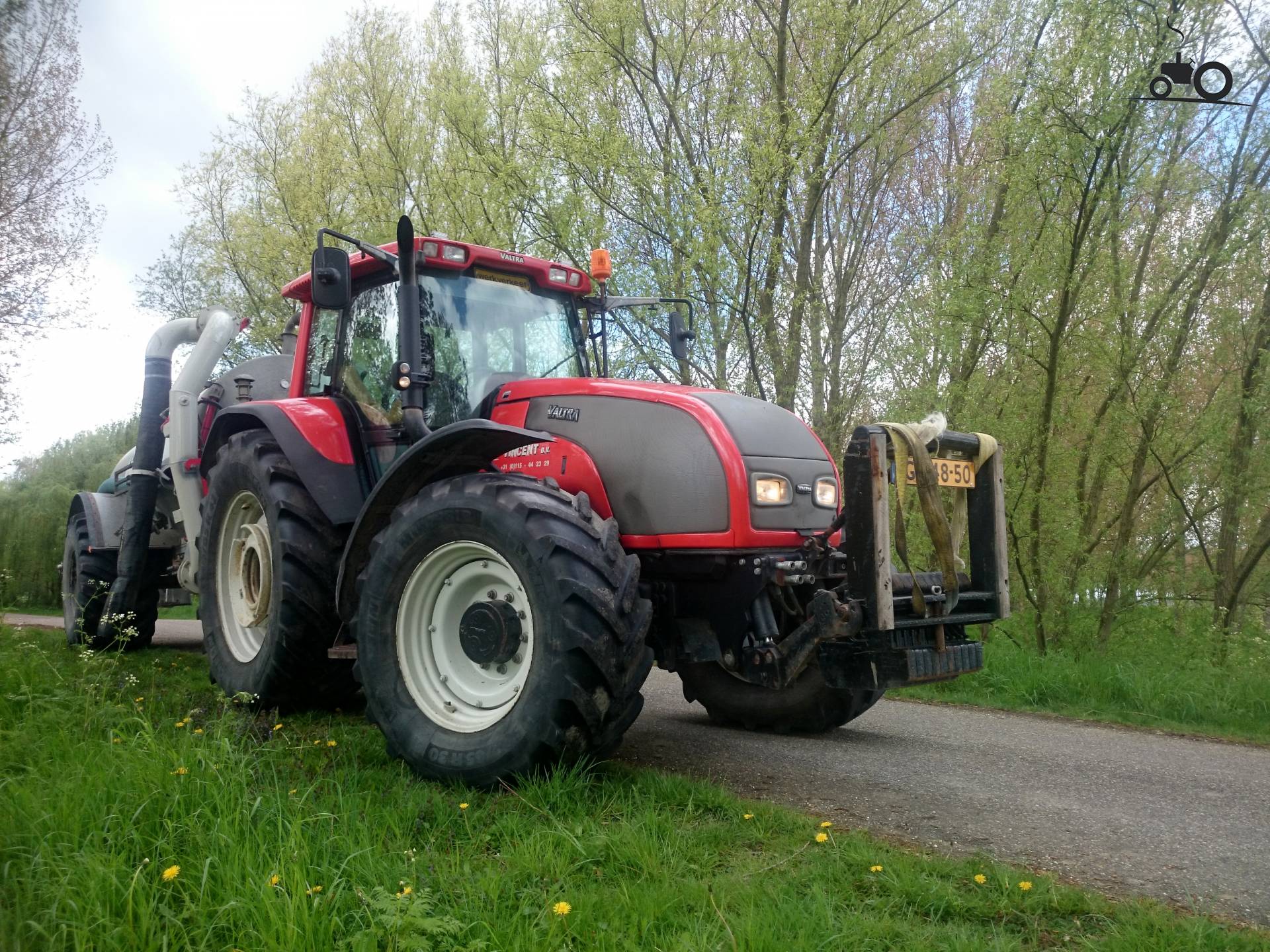 Foto Valtra T130 #910787
