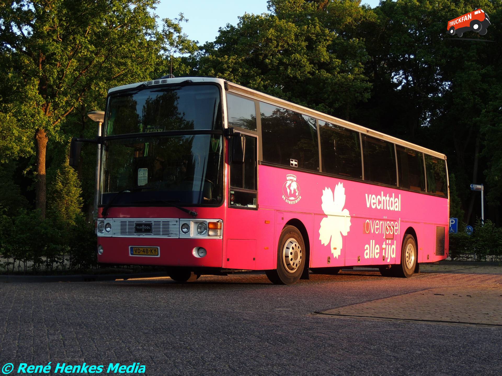Foto Van Hool T815 #1055154