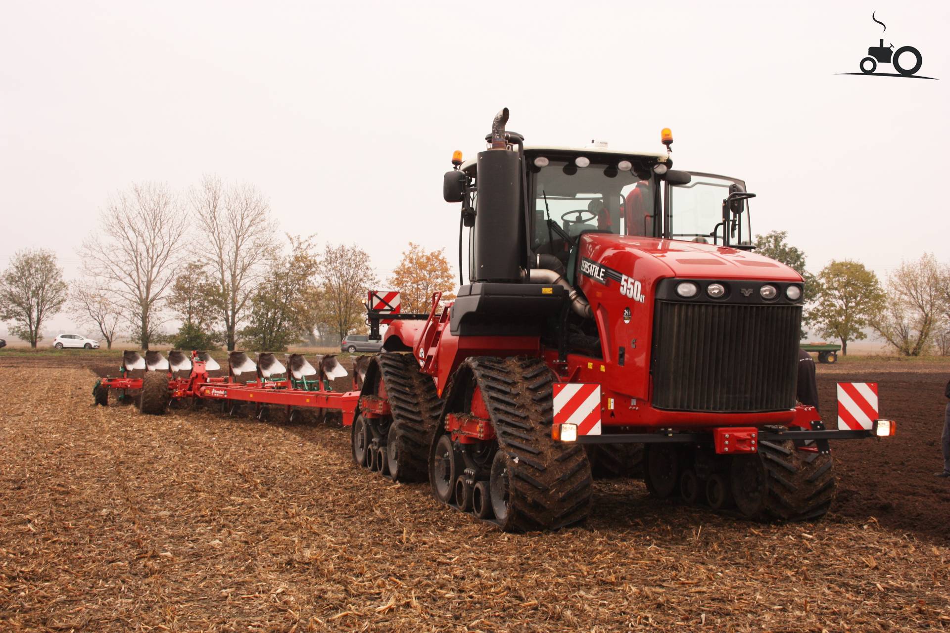 Foto Versatile 550 #1138725