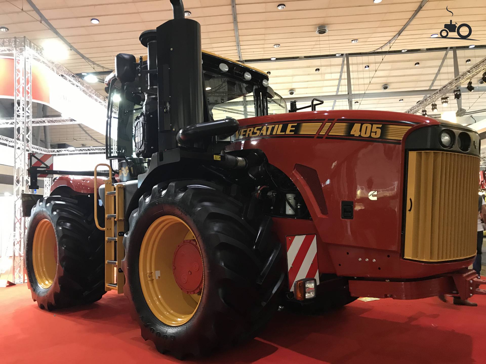 Foto Versatile 405 #1200276