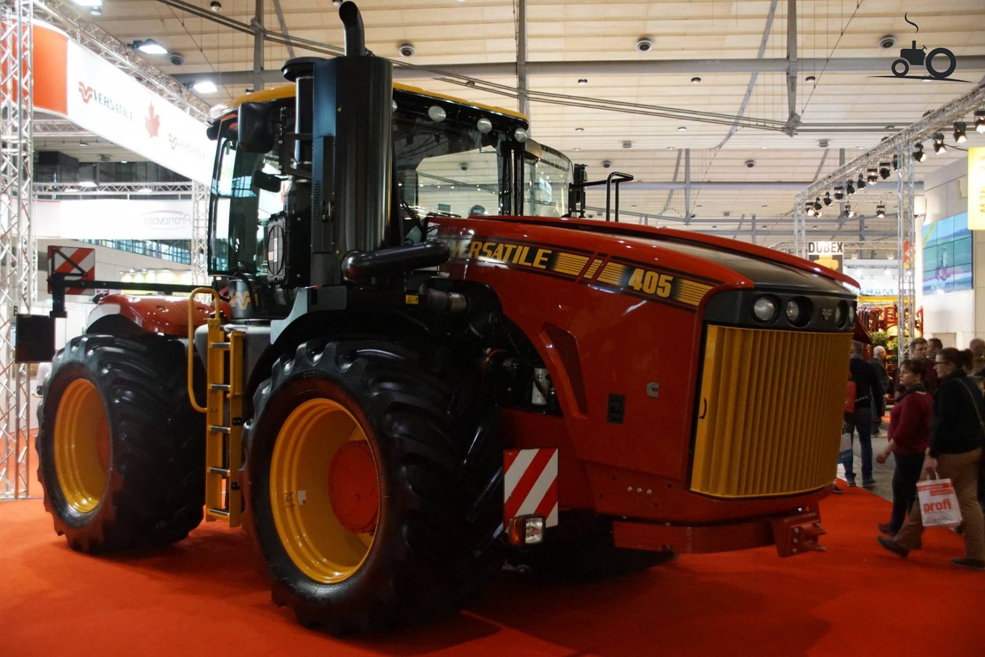 Foto Versatile 405 #1203790