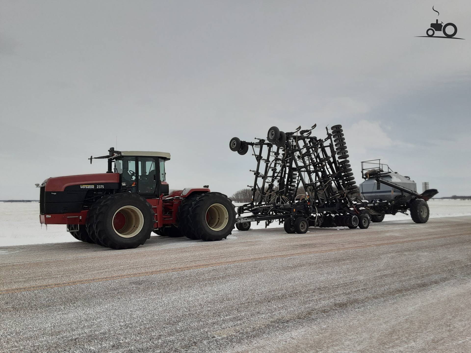 Foto Versatile 2375 #1458323