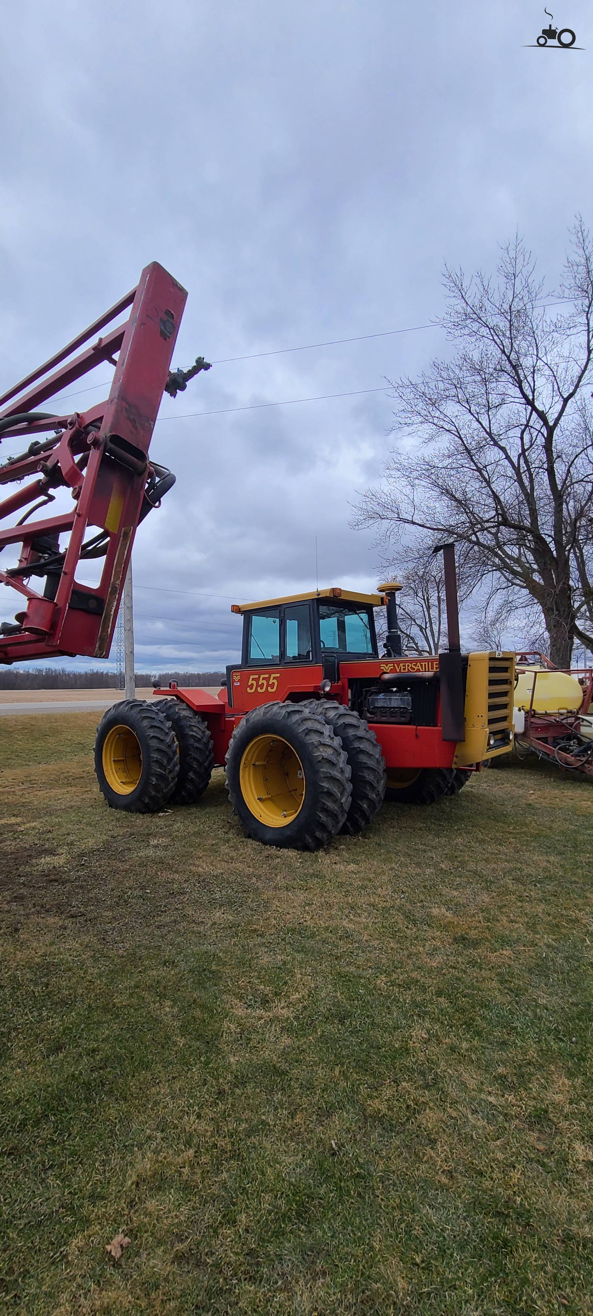 Foto Versatile 555 #1464630