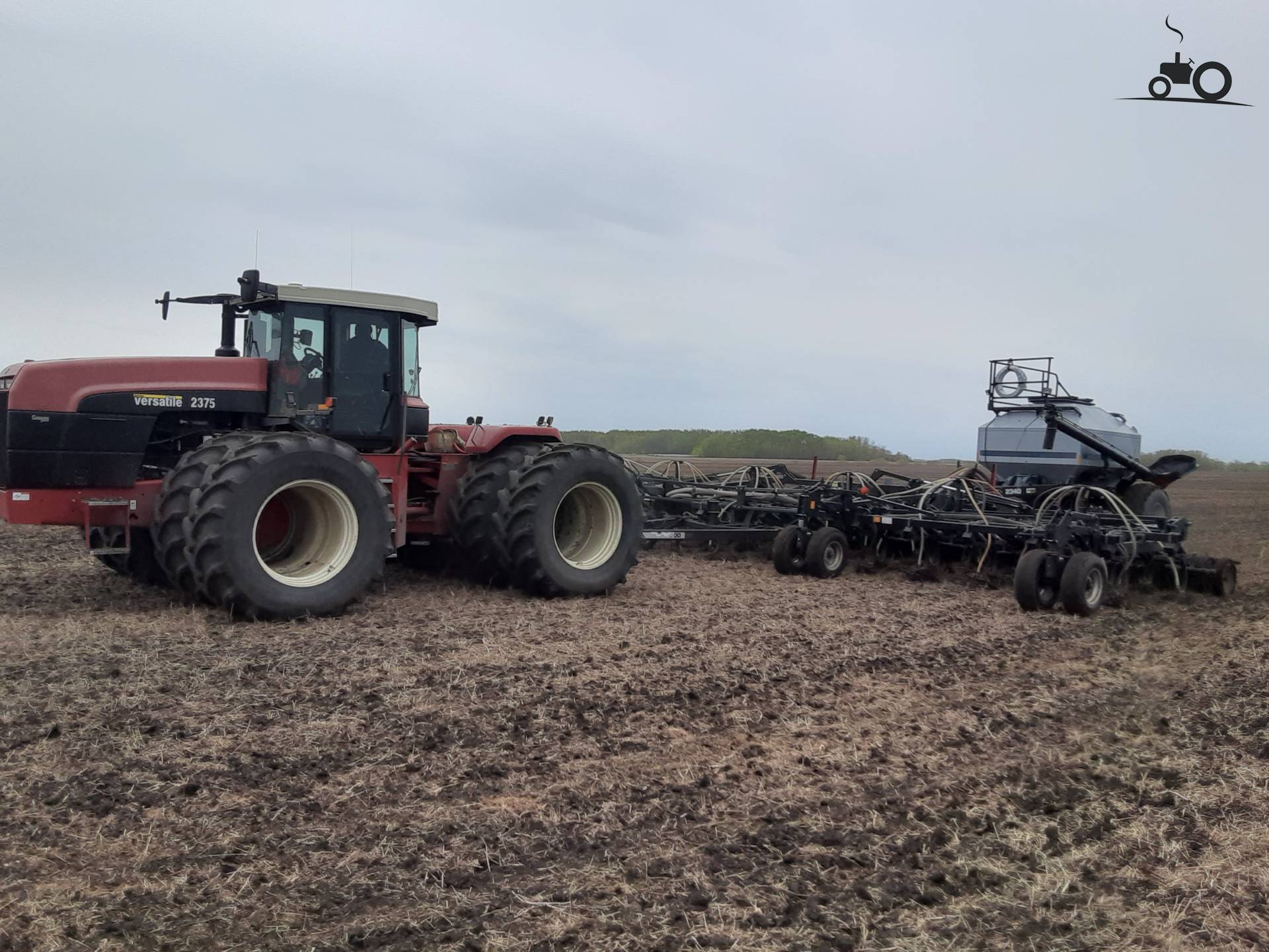 Foto Versatile 2375 #1476549