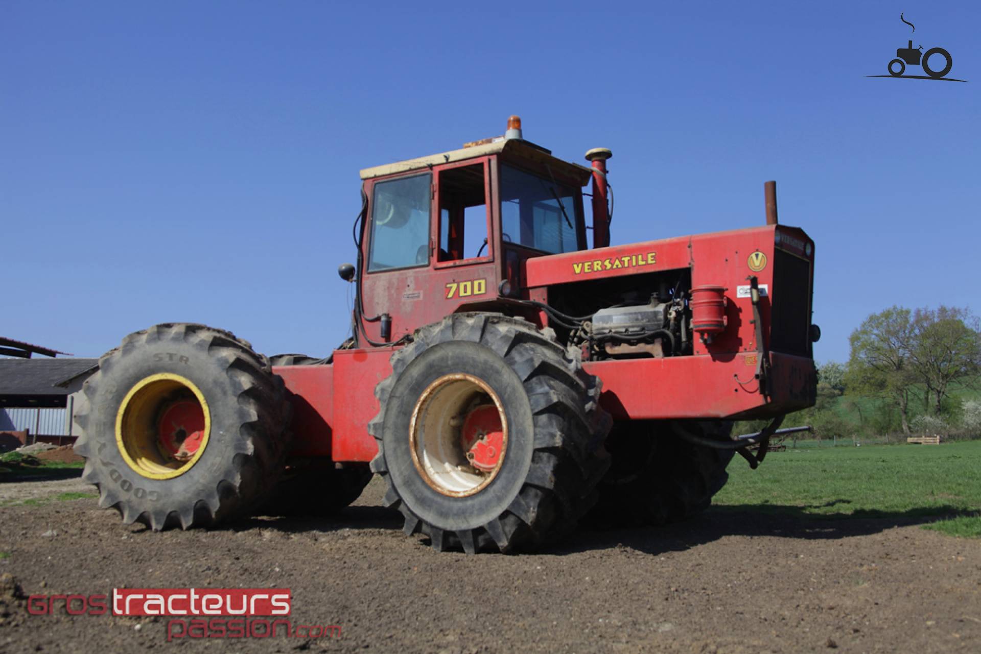 Foto Versatile 700 #485130