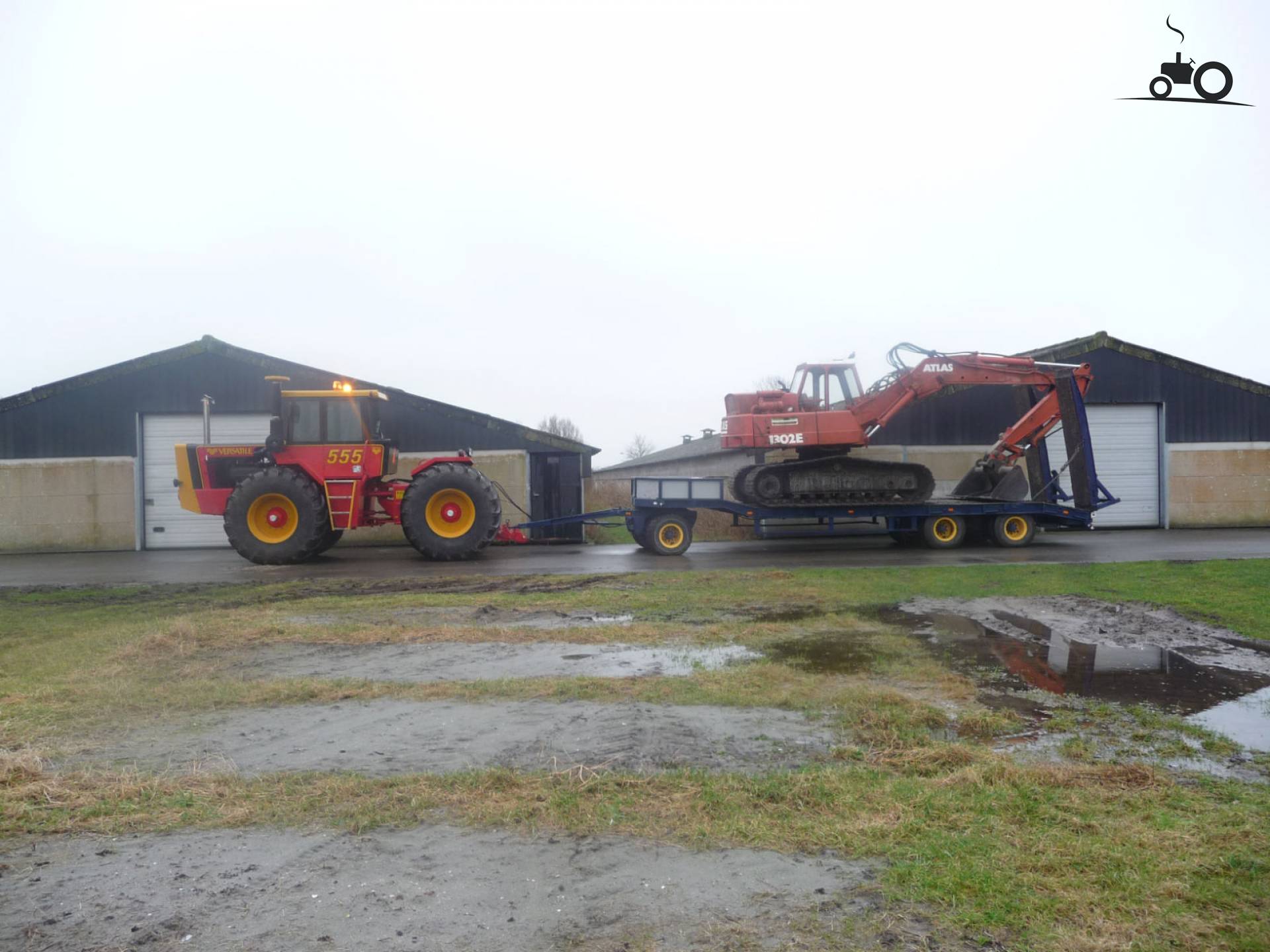 Foto Versatile 555 #599117