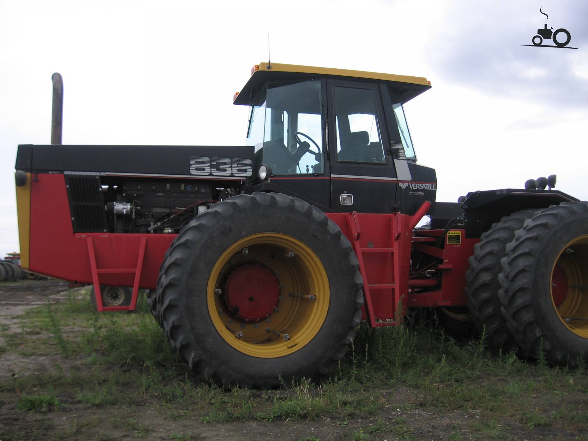 Foto Versatile 836 #697471