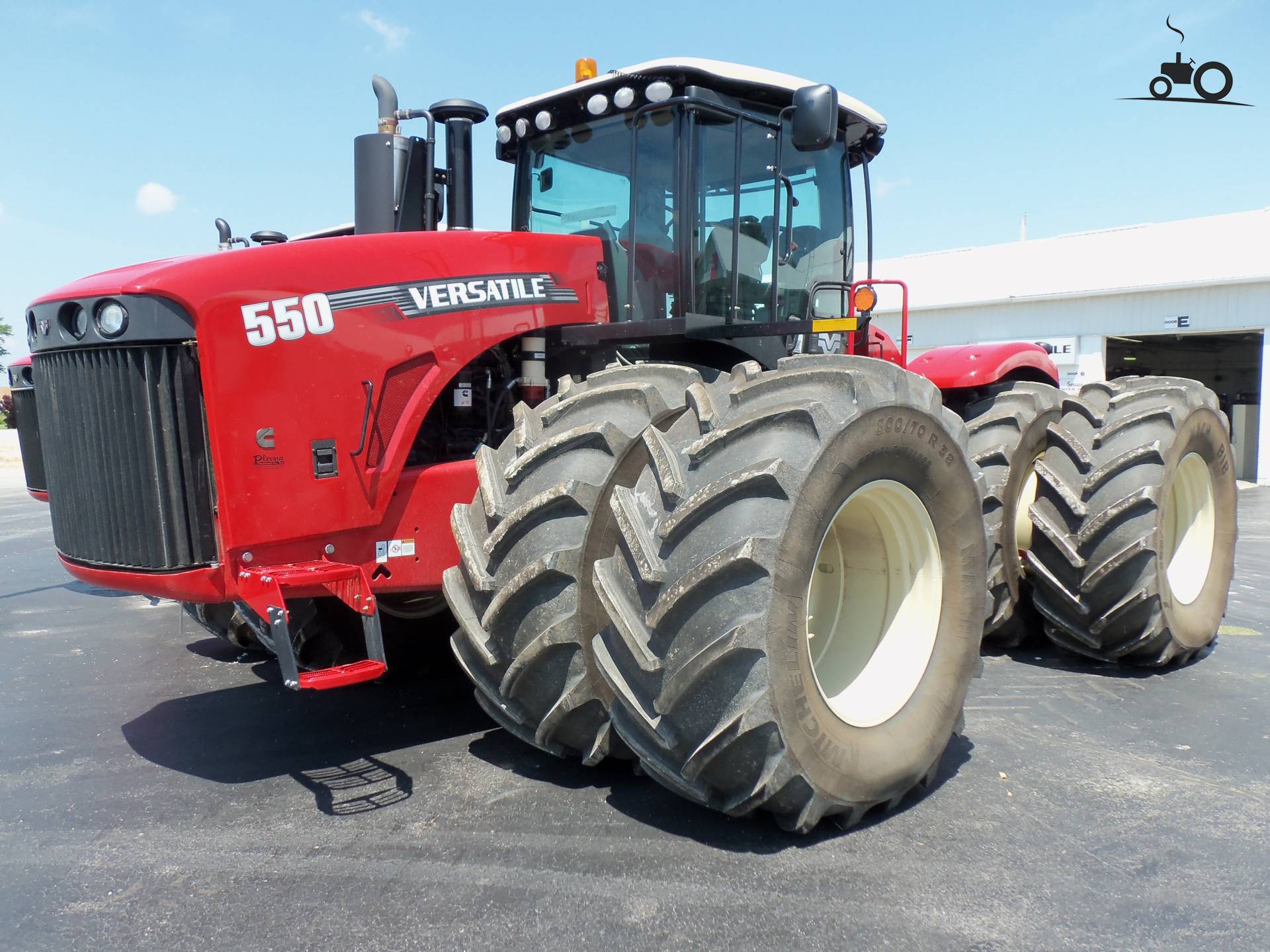 Foto Versatile 550 #763731