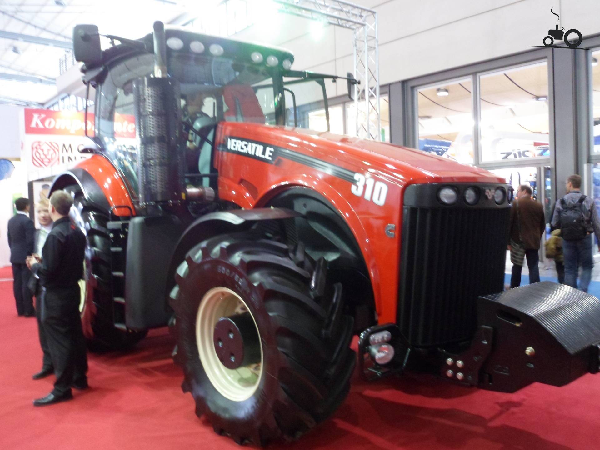 Foto Versatile 310 #808872