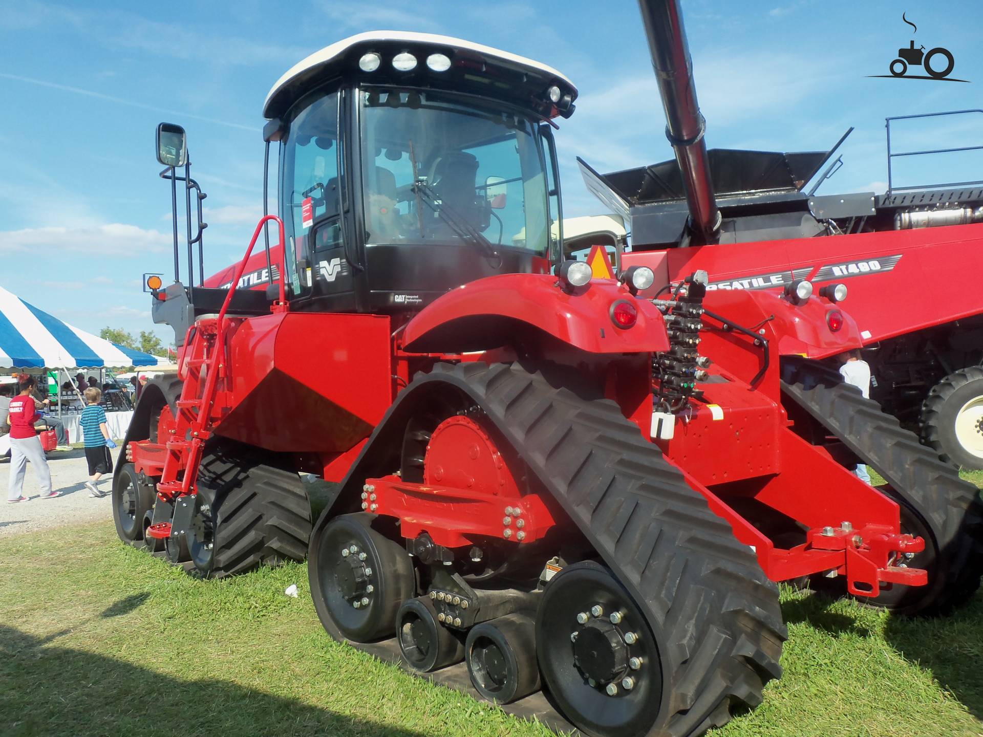 Foto Versatile 550 #879455