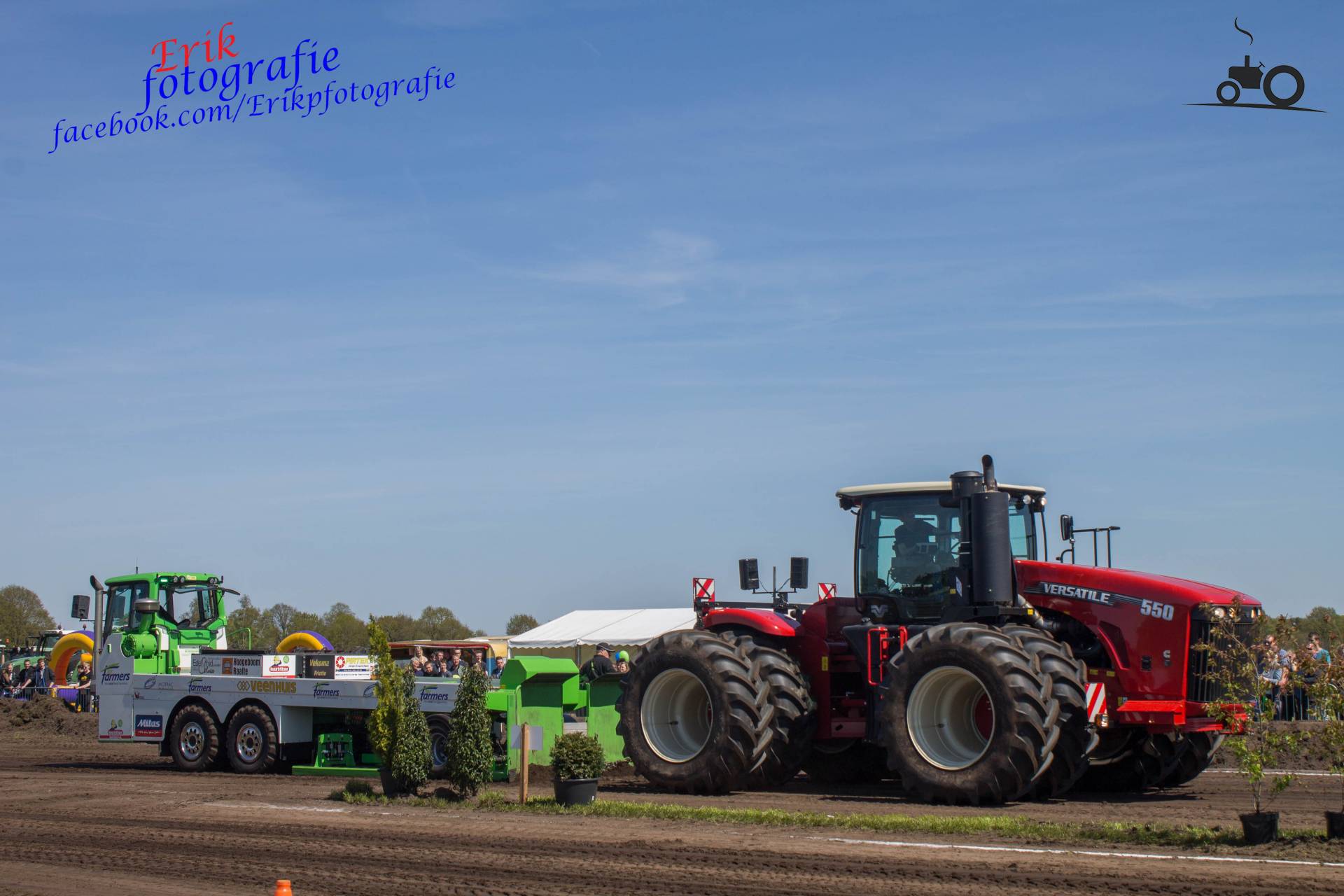 Foto Versatile 550 #964766