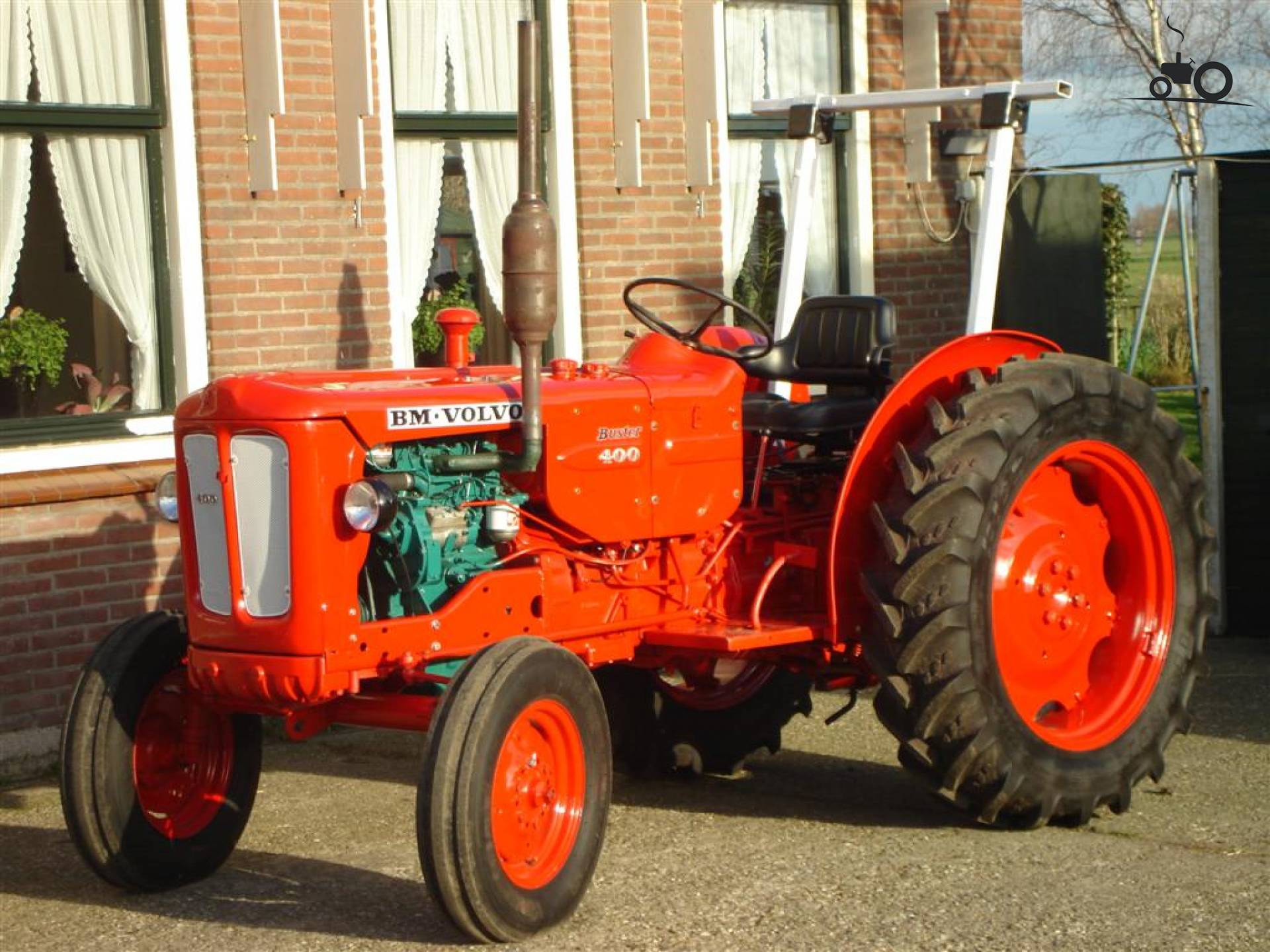 Foto Volvo BM 400 #118398