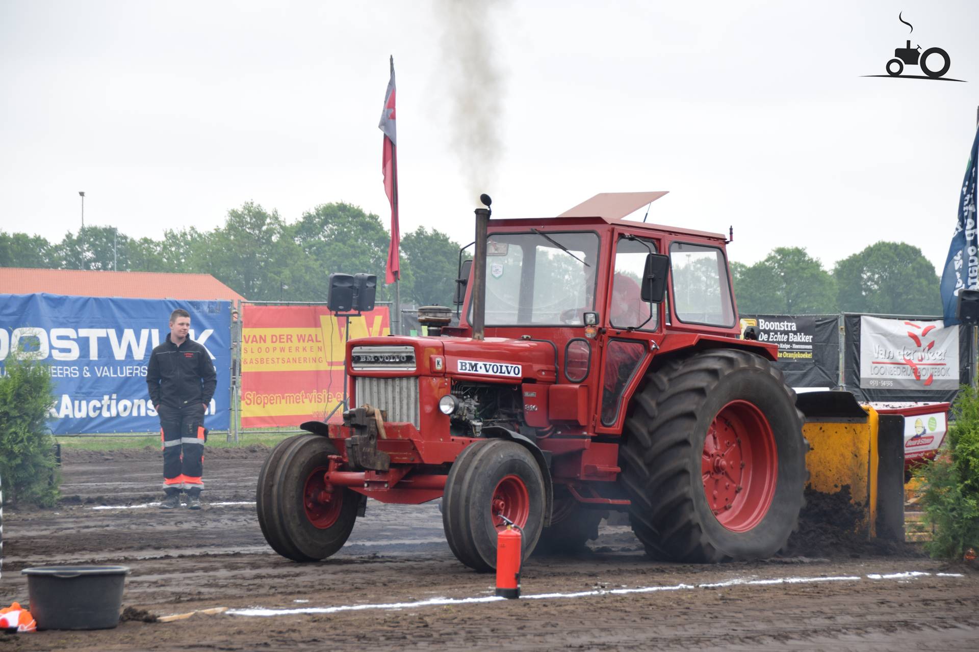 Foto Volvo BM 810 #1232157