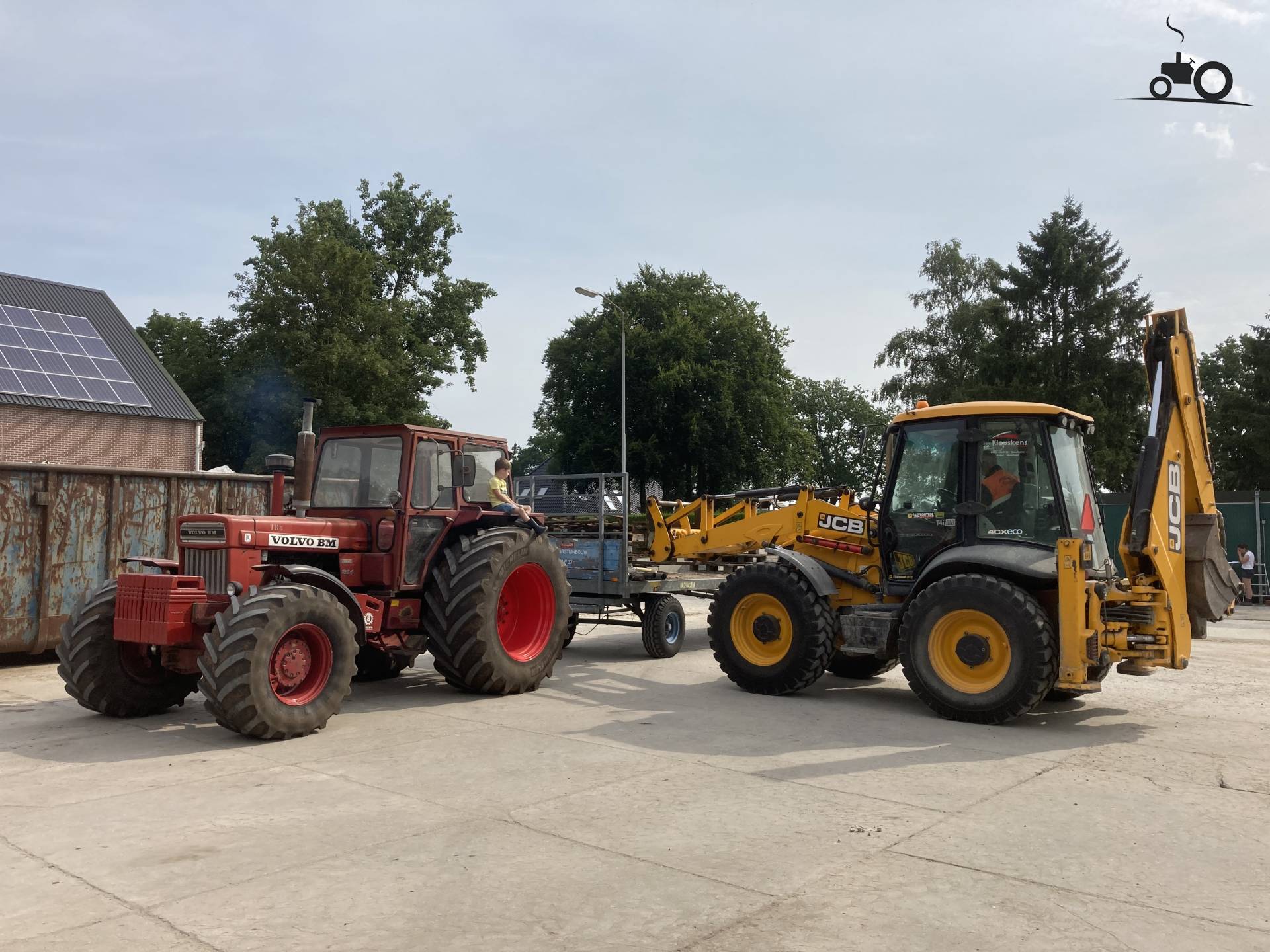 Foto Volvo BM 814 #1427813
