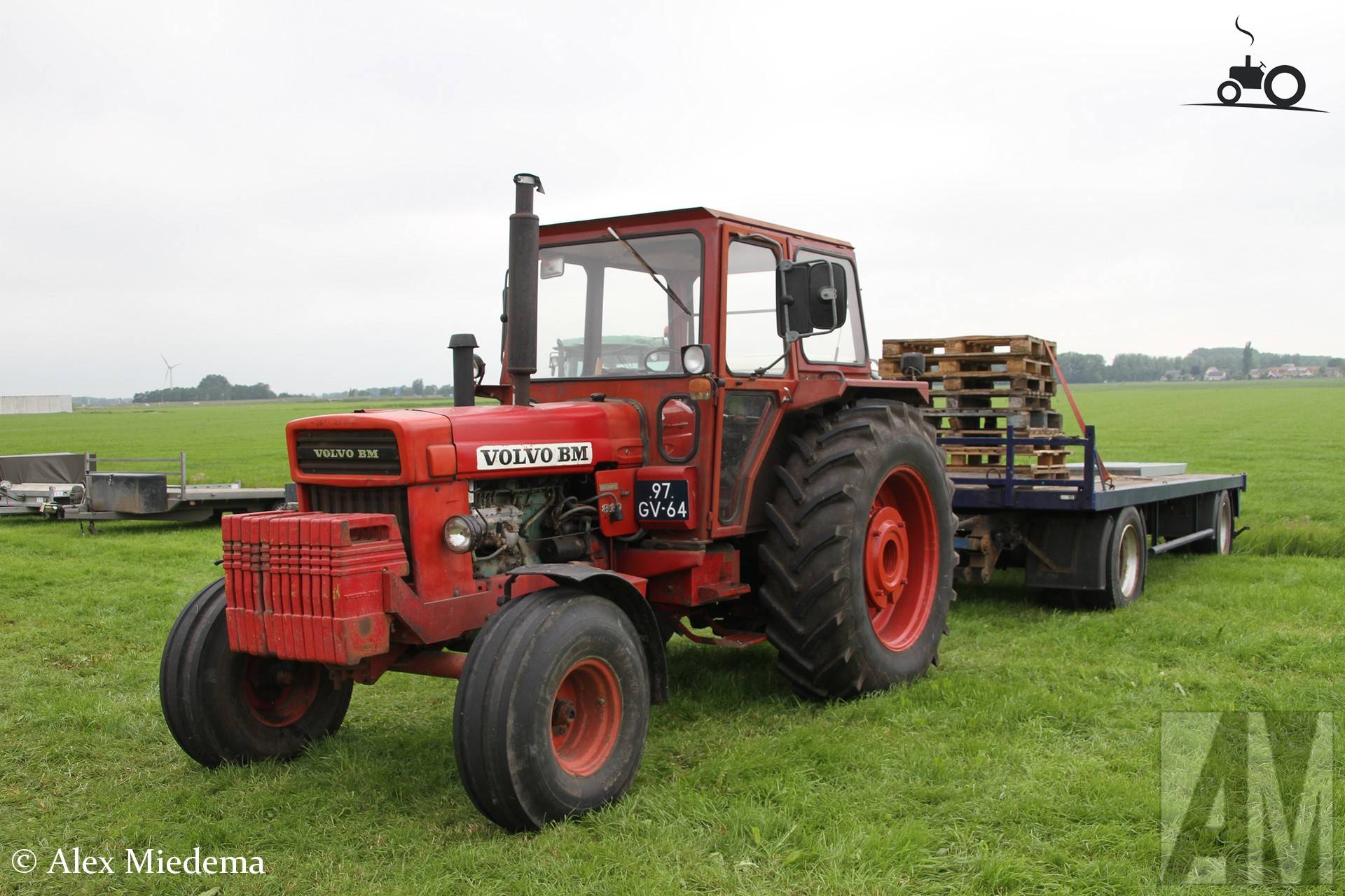 Foto Volvo BM 810 #1475760