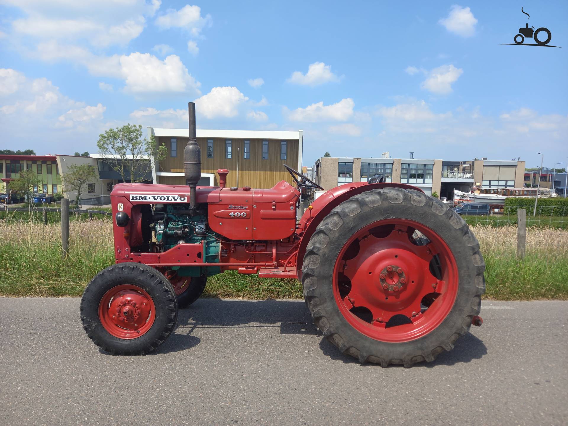 Foto Volvo BM 400 #1478383