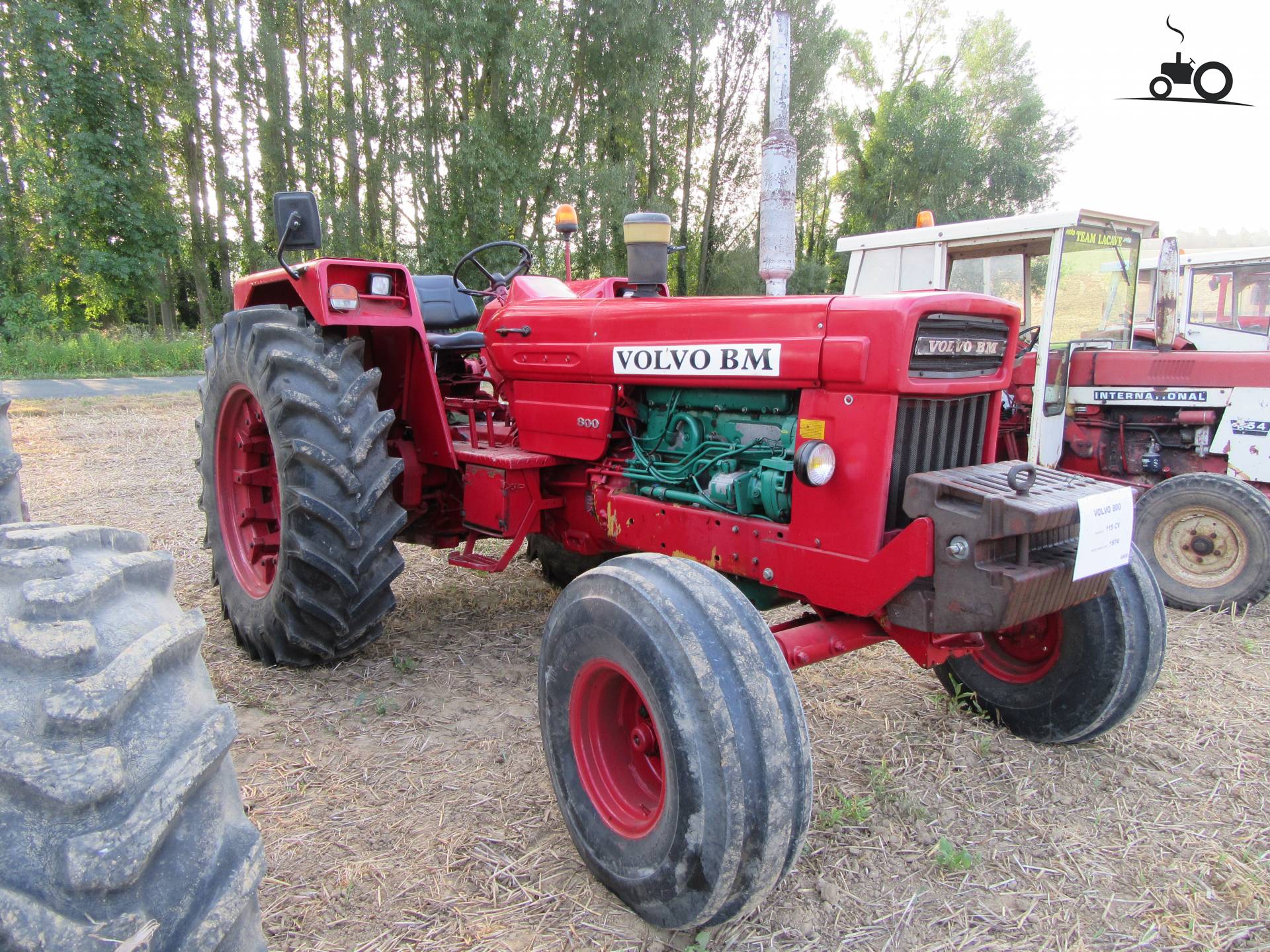 Foto Volvo BM 800 #980455