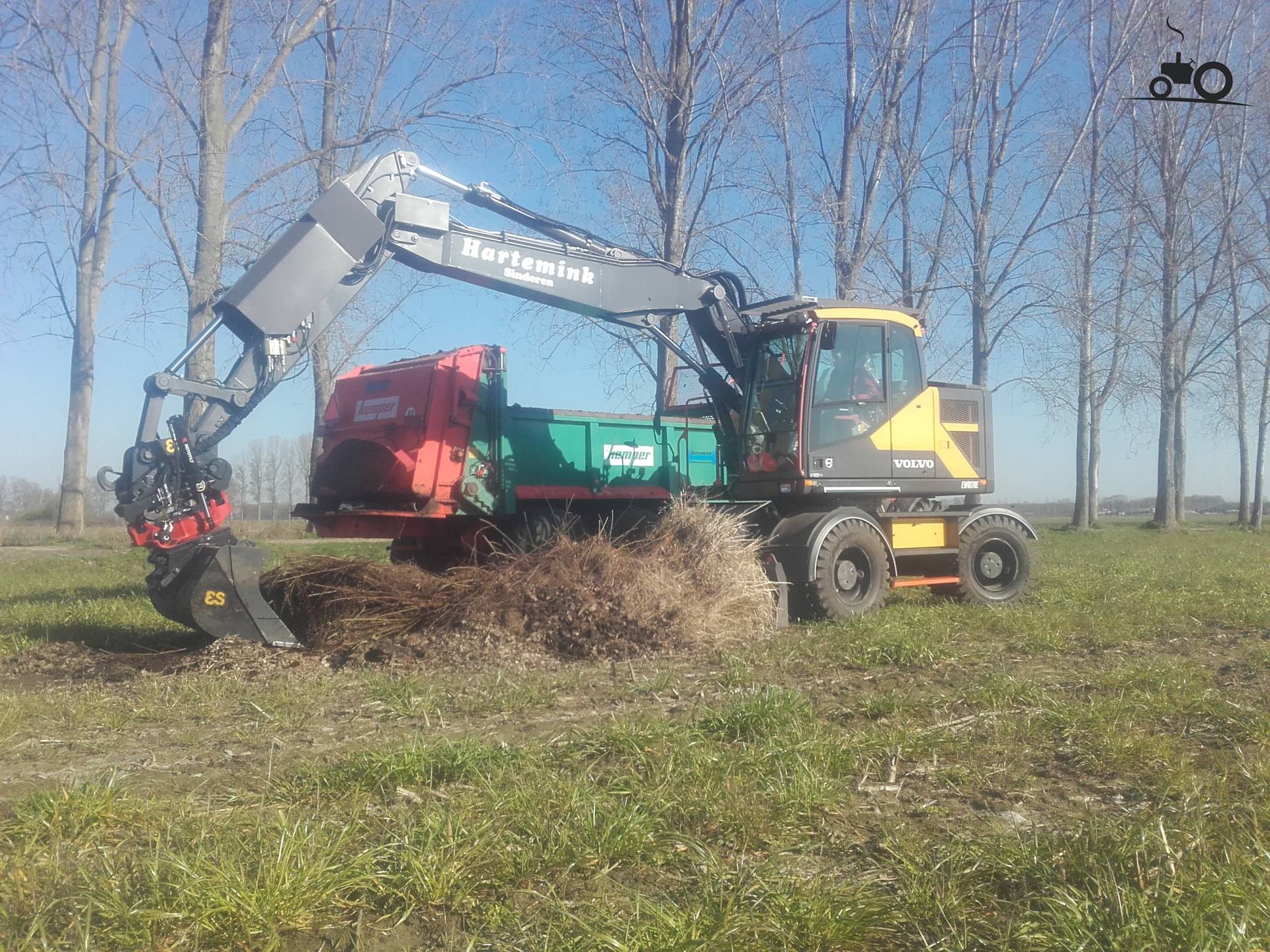 Foto Volvo EWR 170E (graafmachine) van Loonbedrijf Hartemink