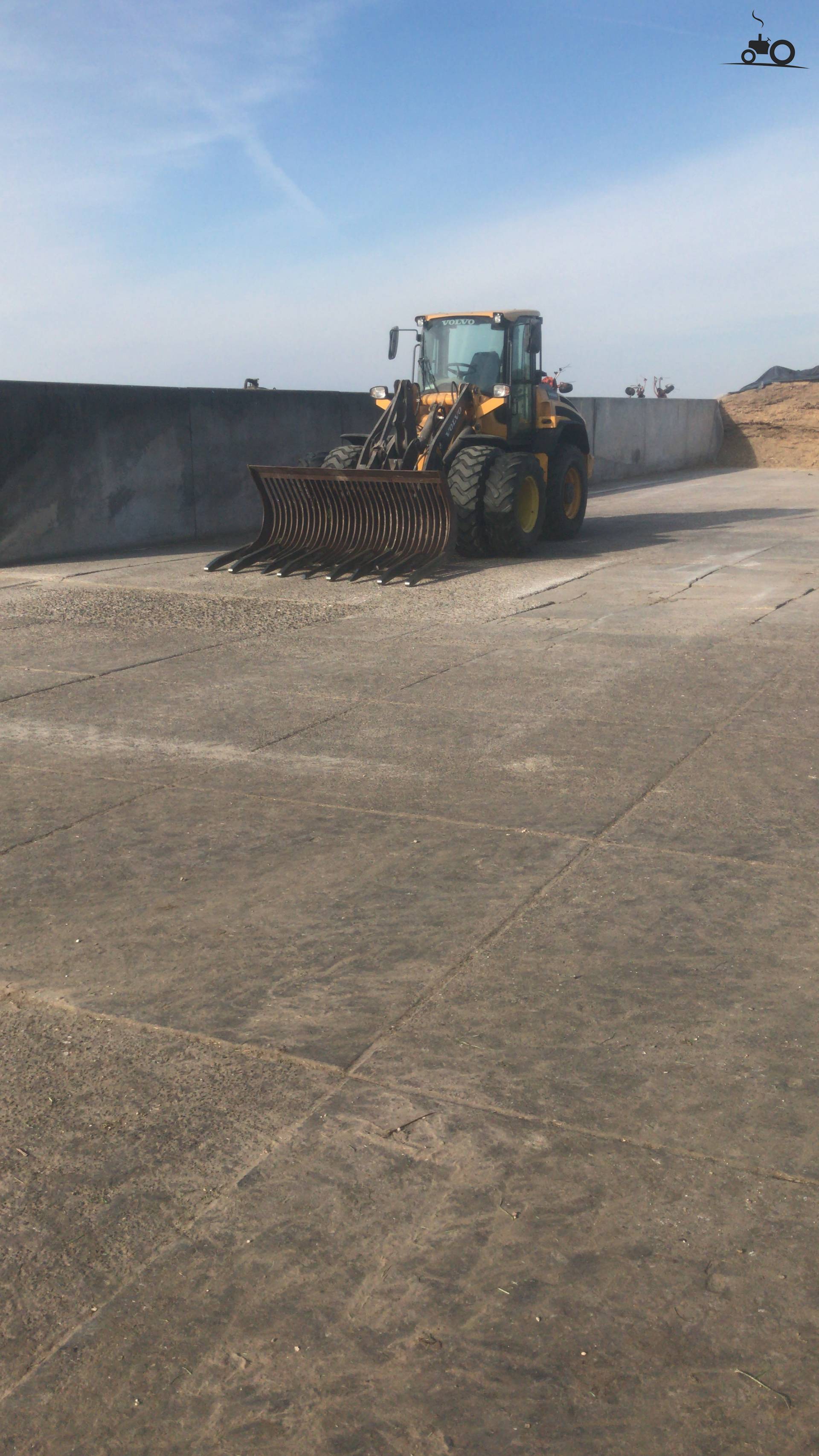 Foto Volvo L45F #1347866