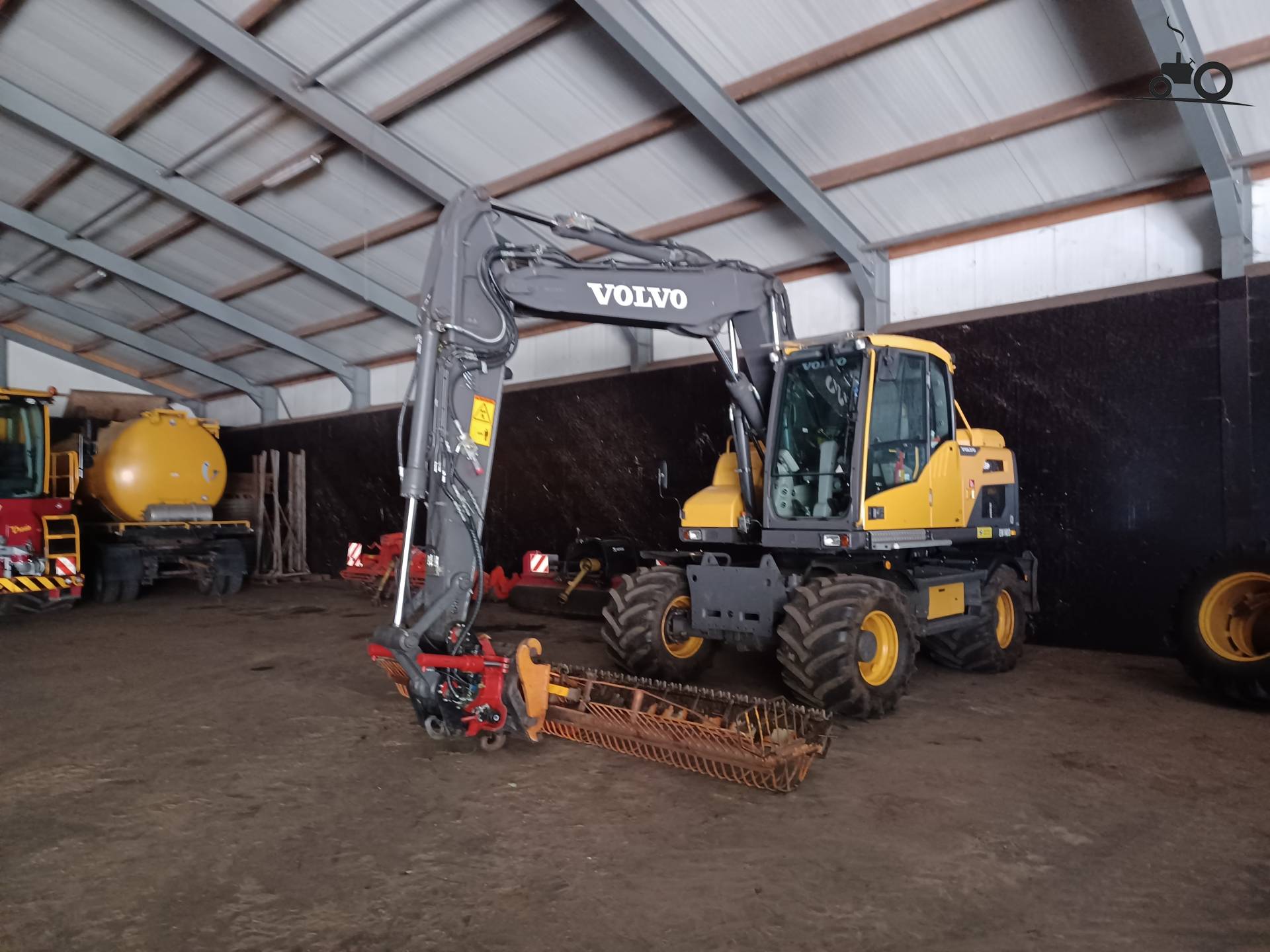 Foto Volvo EW 140D van Graafstra