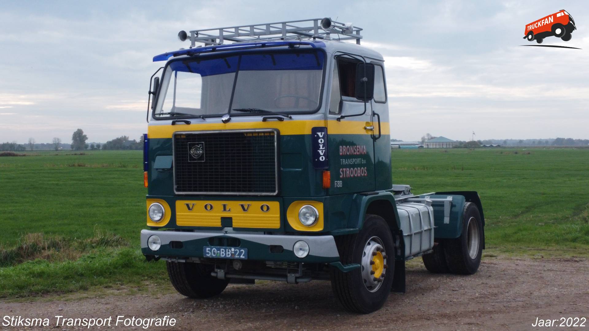 Foto Volvo F88 van Bronsema Transport
