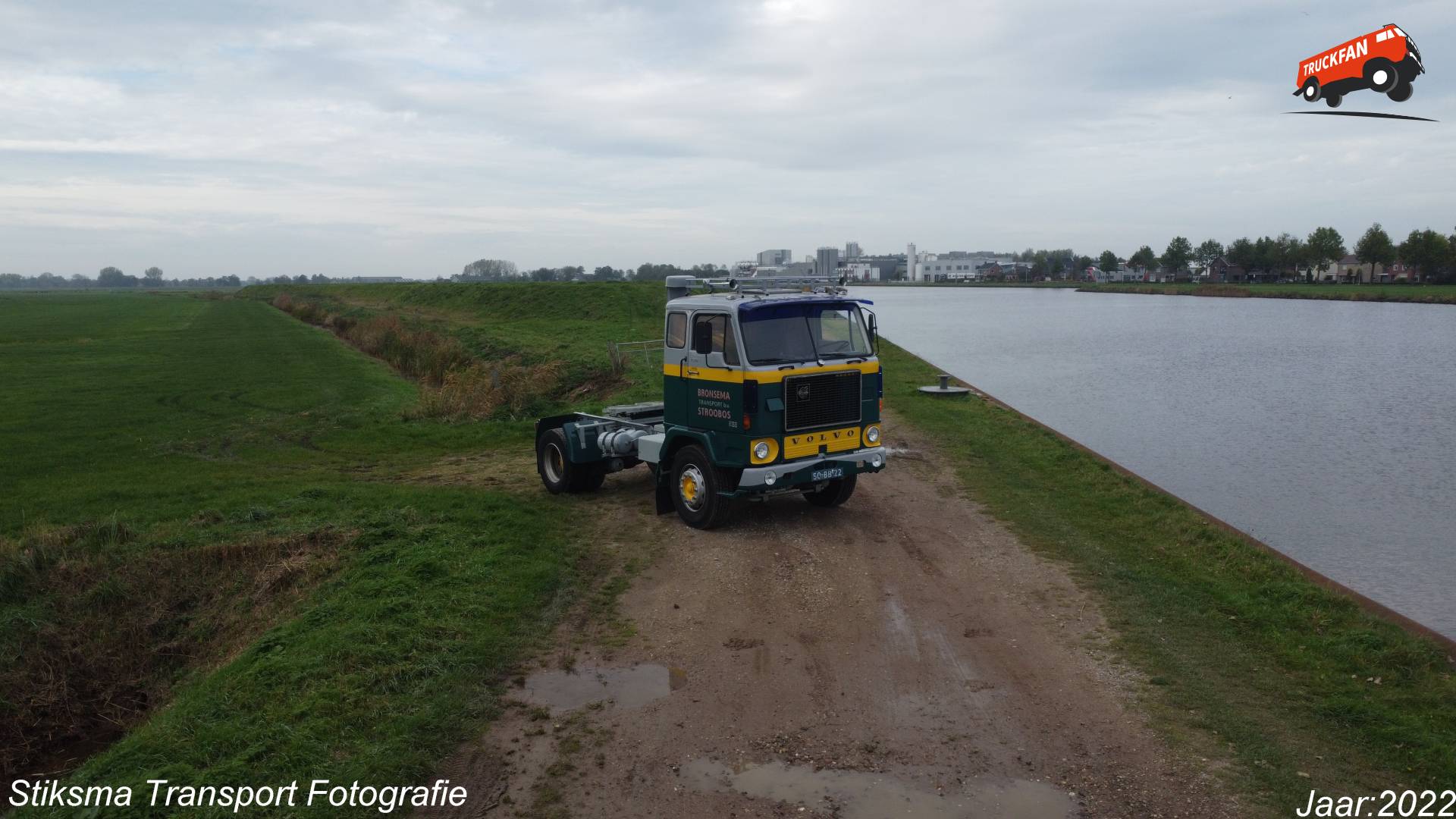 Foto Volvo F88 van Bronsema Transport