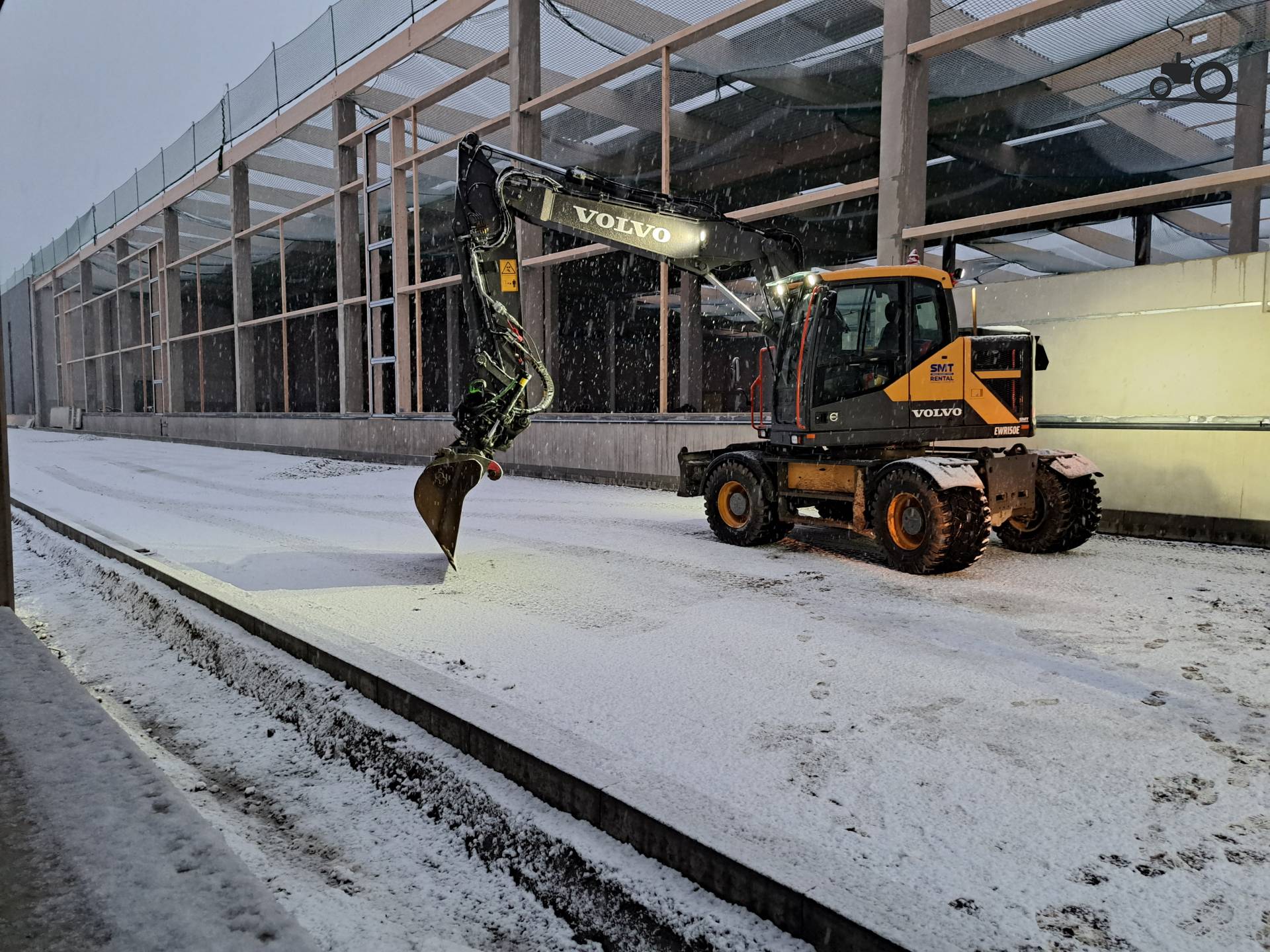 Foto Volvo EWR 150E #1500679