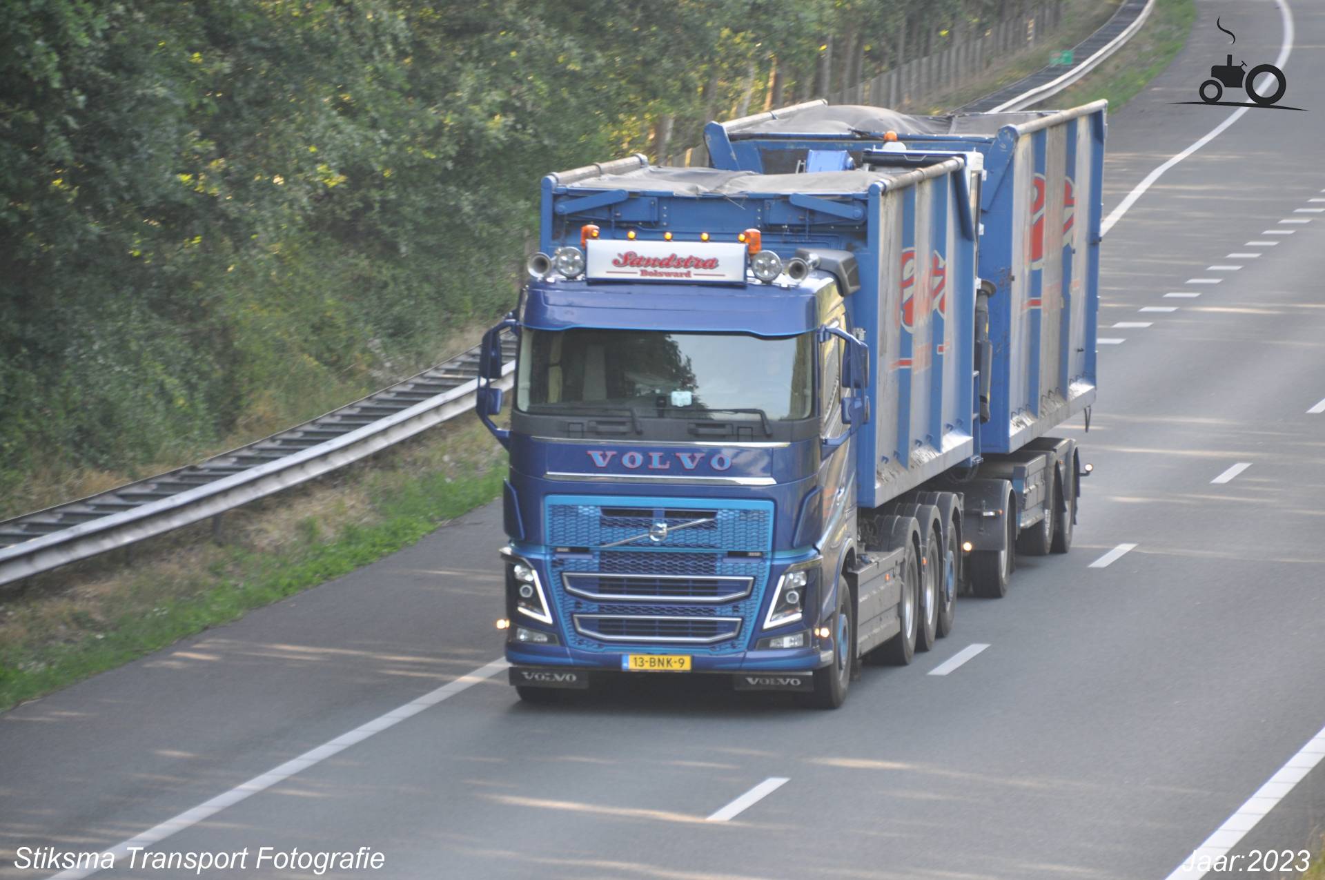 Foto Volvo FH van Sandstra Transport B.V.