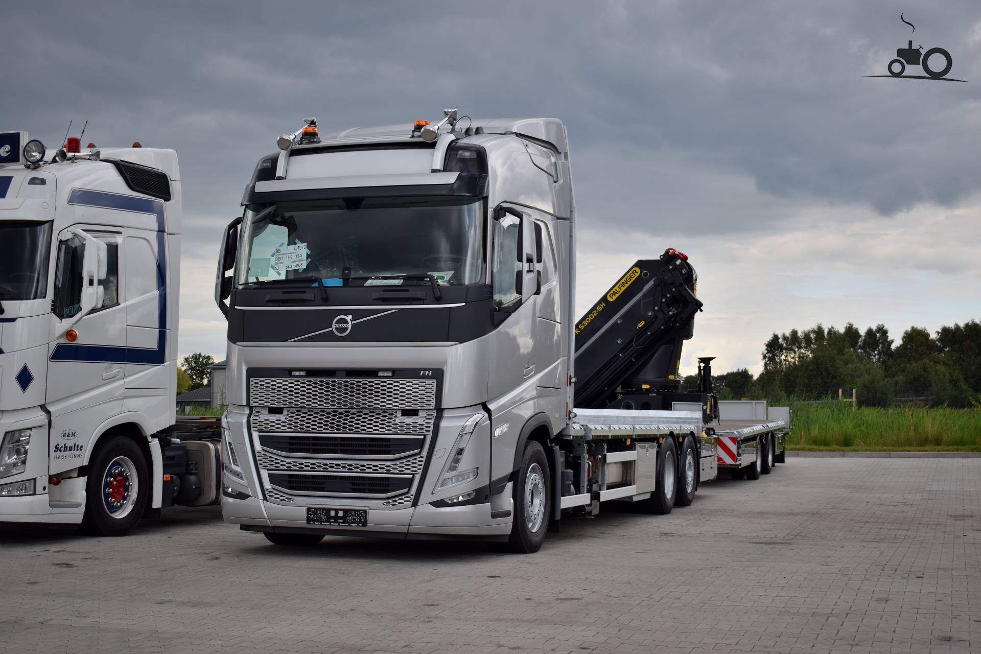 Foto Volvo FH 5th gen van ELA Container